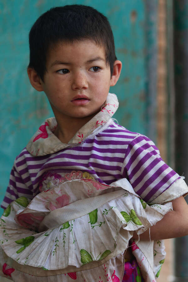 Uncover Xinjiang - Girl with Pattern Dress by Mimo Khair | Artscoops