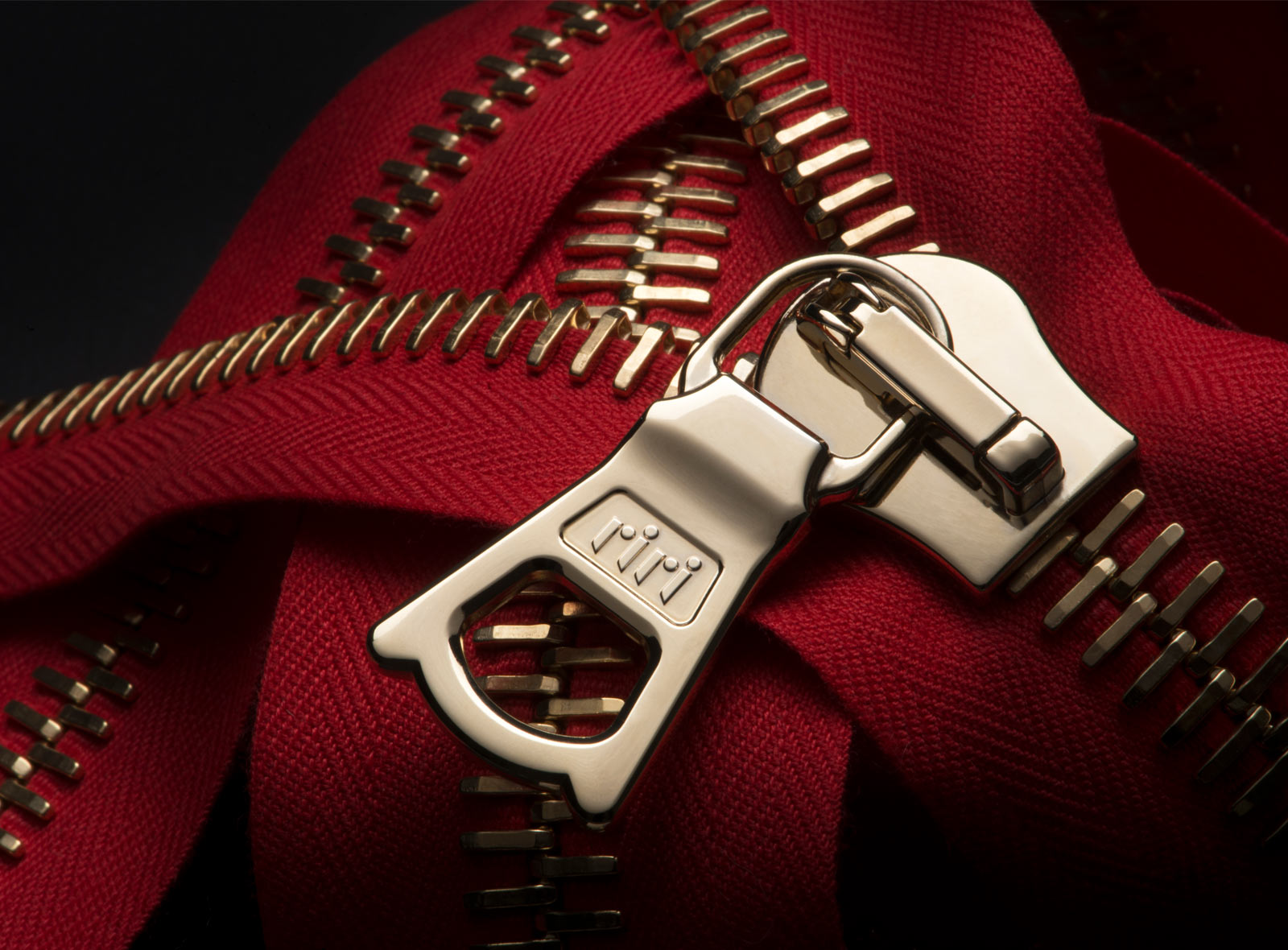 15 typische Schweizer Produkte und ihre Geschichte | Bestswiss