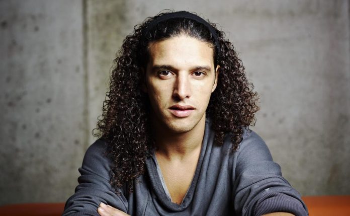 Dutch rapper says "Jews like money" song is a compliment - European ...