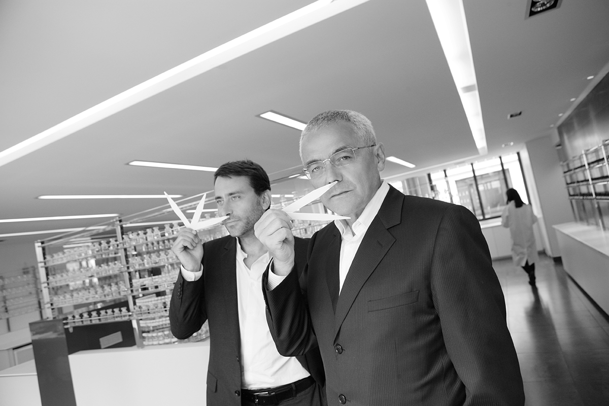 FRANCOIS DEMACHY-PARFUMEUR CREATEUR-CHRISTIAN DIOR PARFUMS. - backstage ...