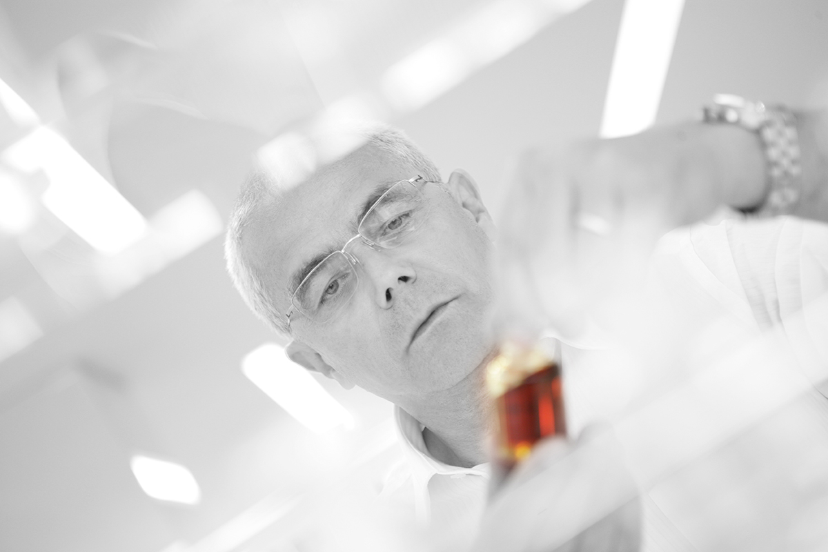 FRANCOIS DEMACHY-PARFUMEUR CREATEUR-CHRISTIAN DIOR PARFUMS. - backstage ...