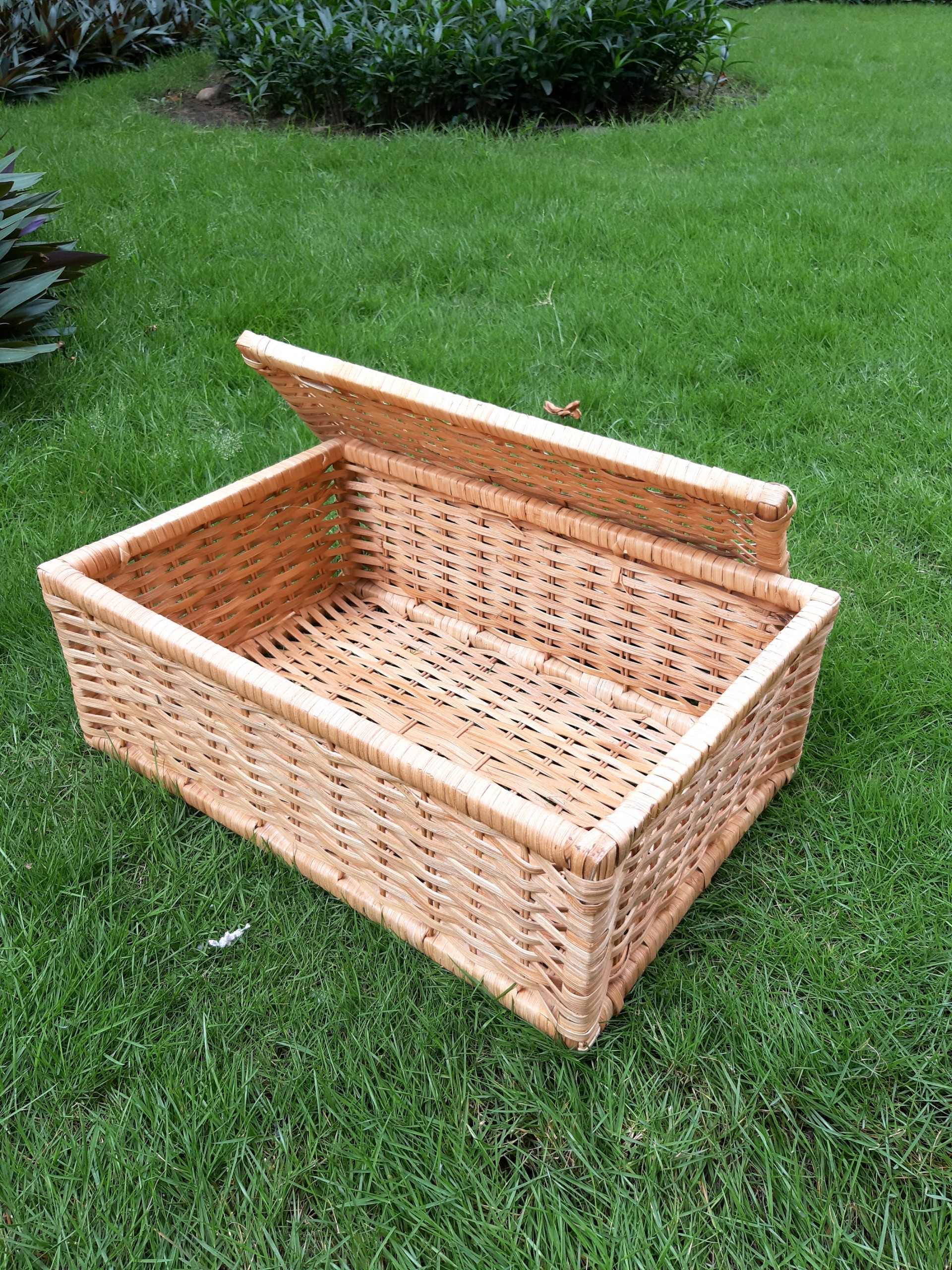 Rổ Mây Tre Đan Trang Trí - Kien Hung Handicraft