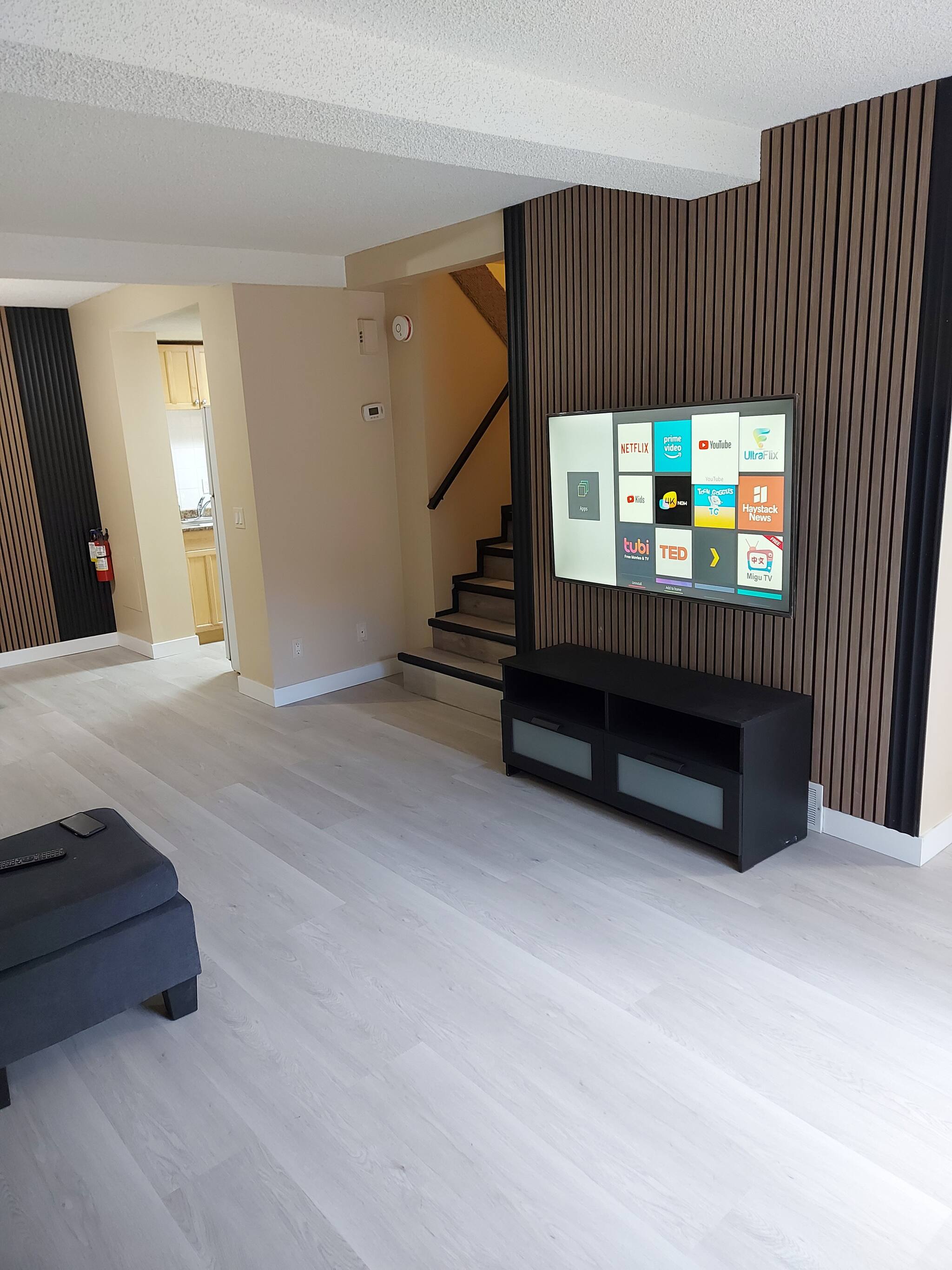 Charming 2-bedroom House In Central Calgary - 캘거리