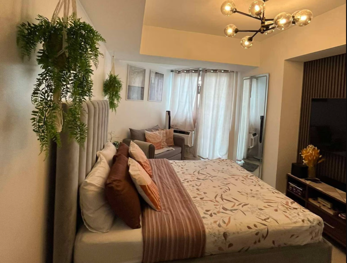 Marciana's Leisure Home - Azure North - Bacolor