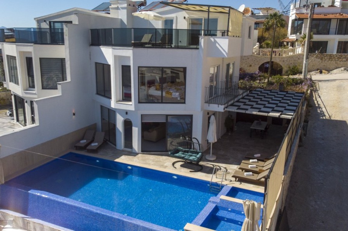 Stunning 4-bedroom Villa In Kaş With Private Pool And Breathtaking Ocean Views - Kalkan