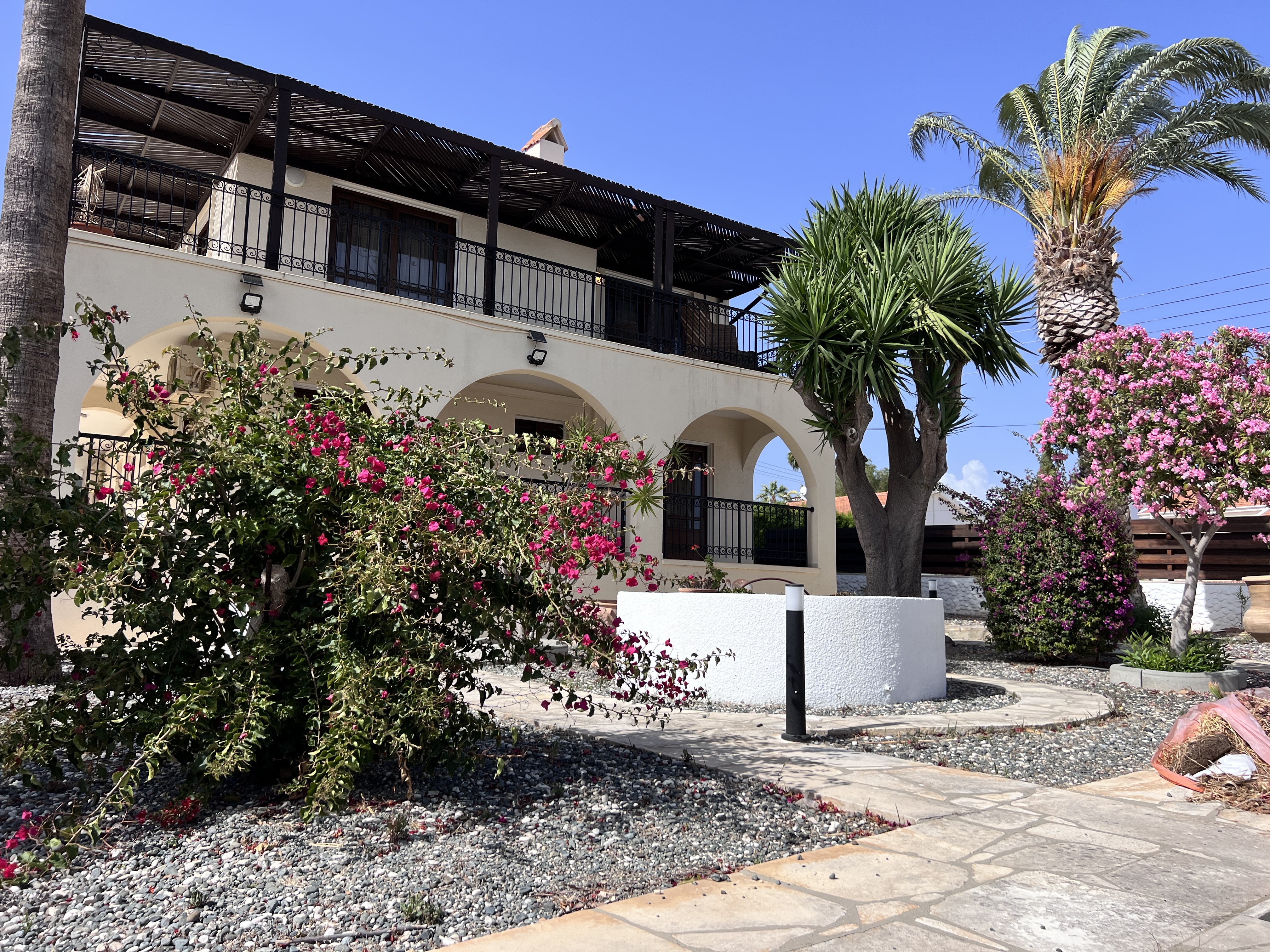 Charming Erimi Villa With Private Pool And Garden View - Ипсонас