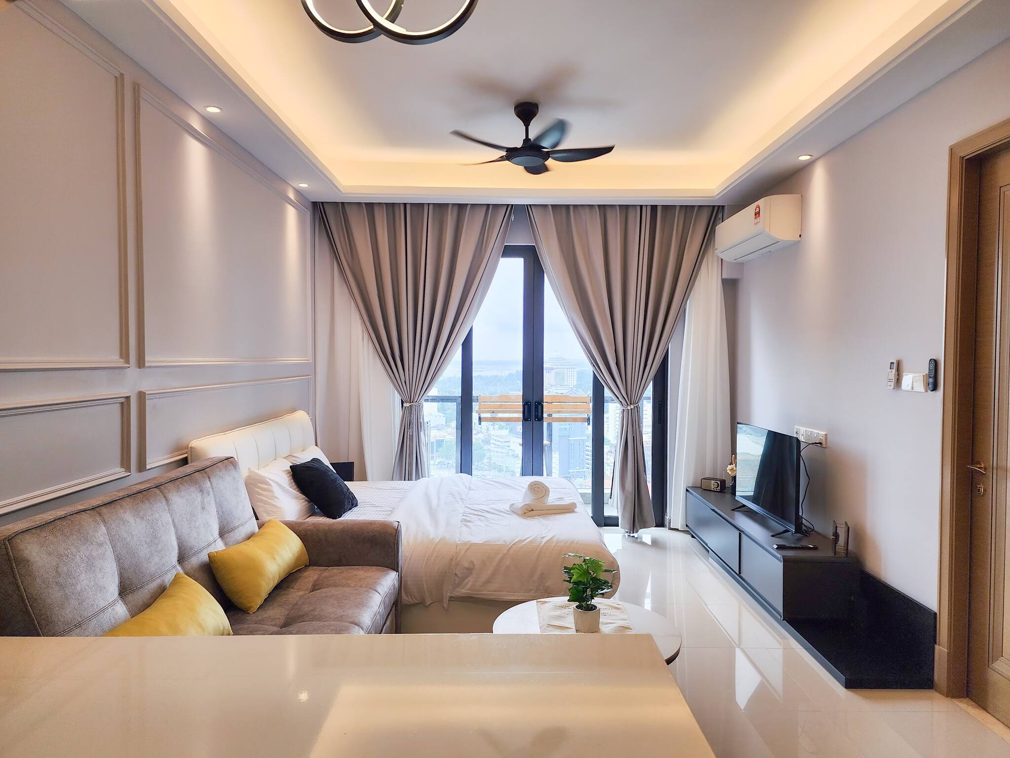 R & F Princess Cove Ck Homestay - Woodlands