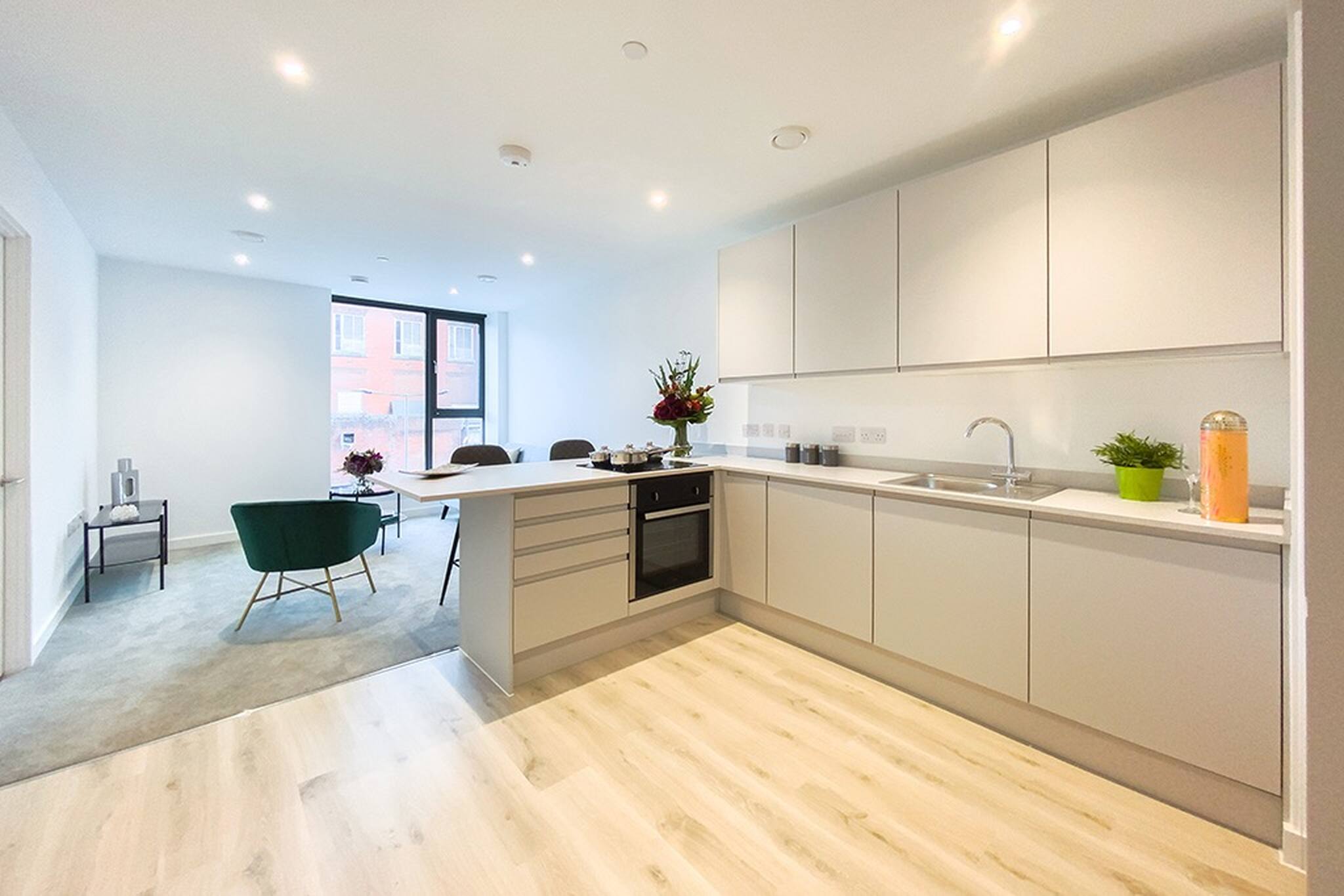 Lakeside - Central Apartment - Free Parking - Cinema Room - Lancashire
