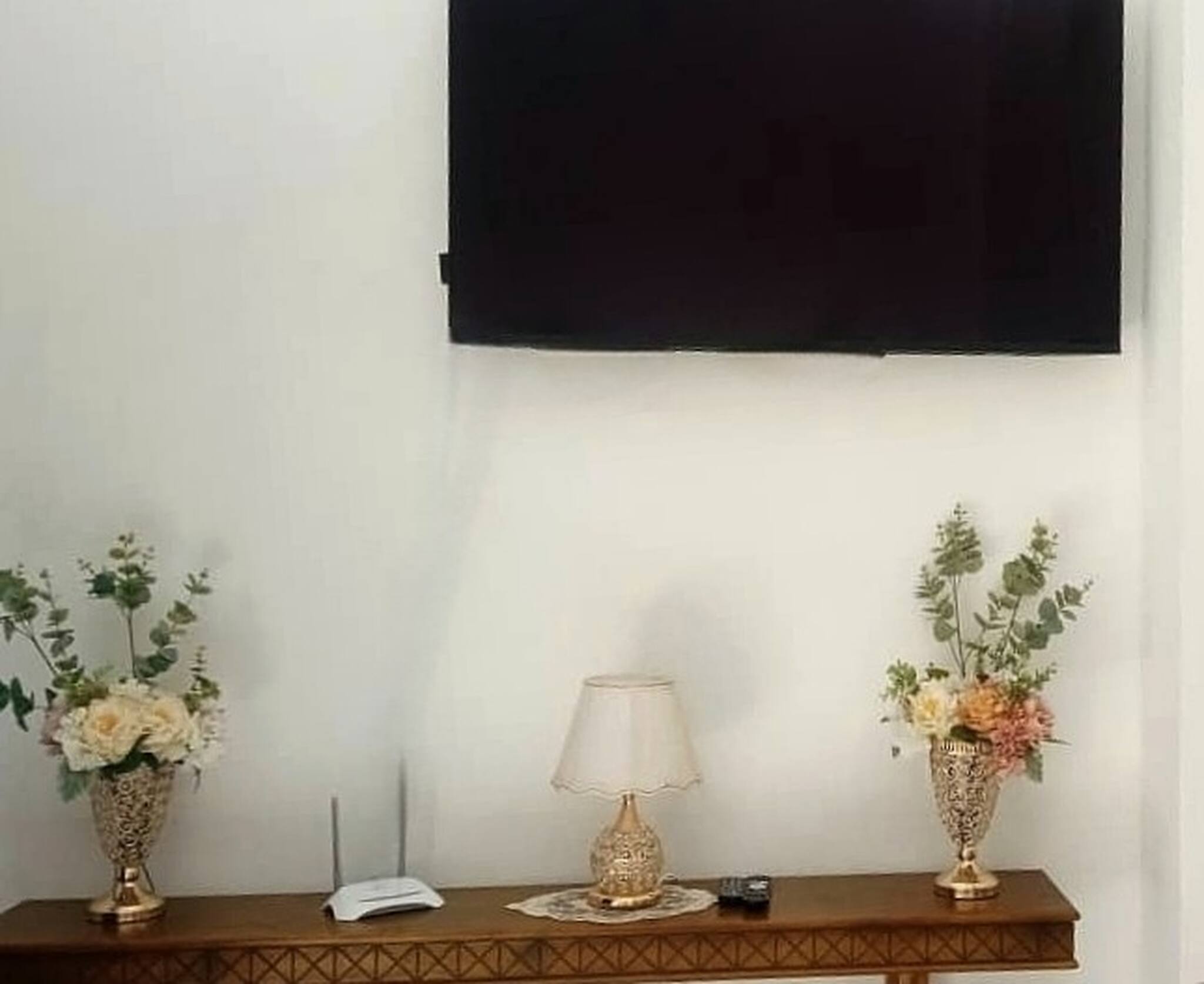 Empedrado Palace Deluxe Cuba Wifi And Electricity - Cuba