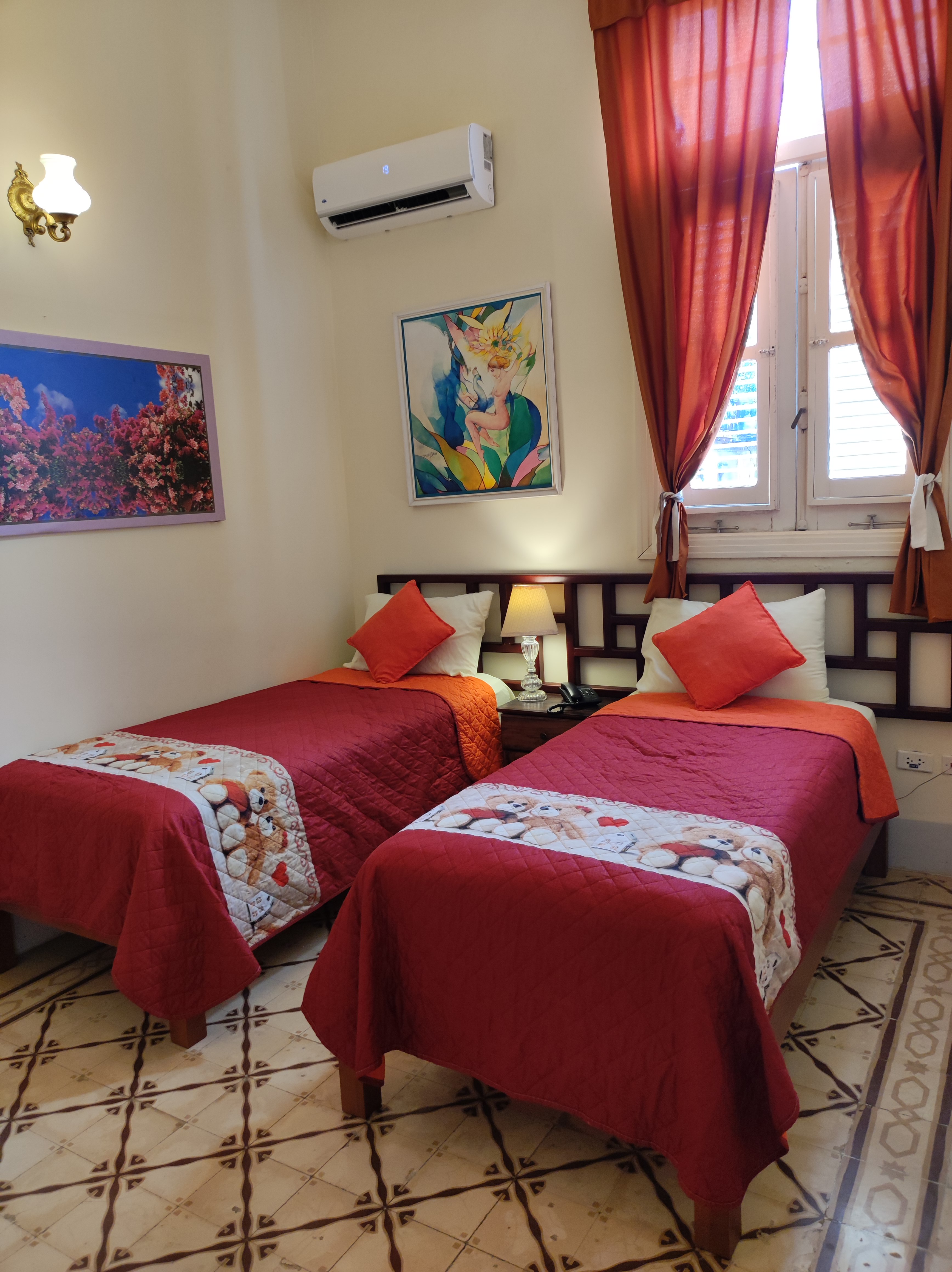 Beautiful Duplex Room With Breakfast  Free Wifi! - Havana