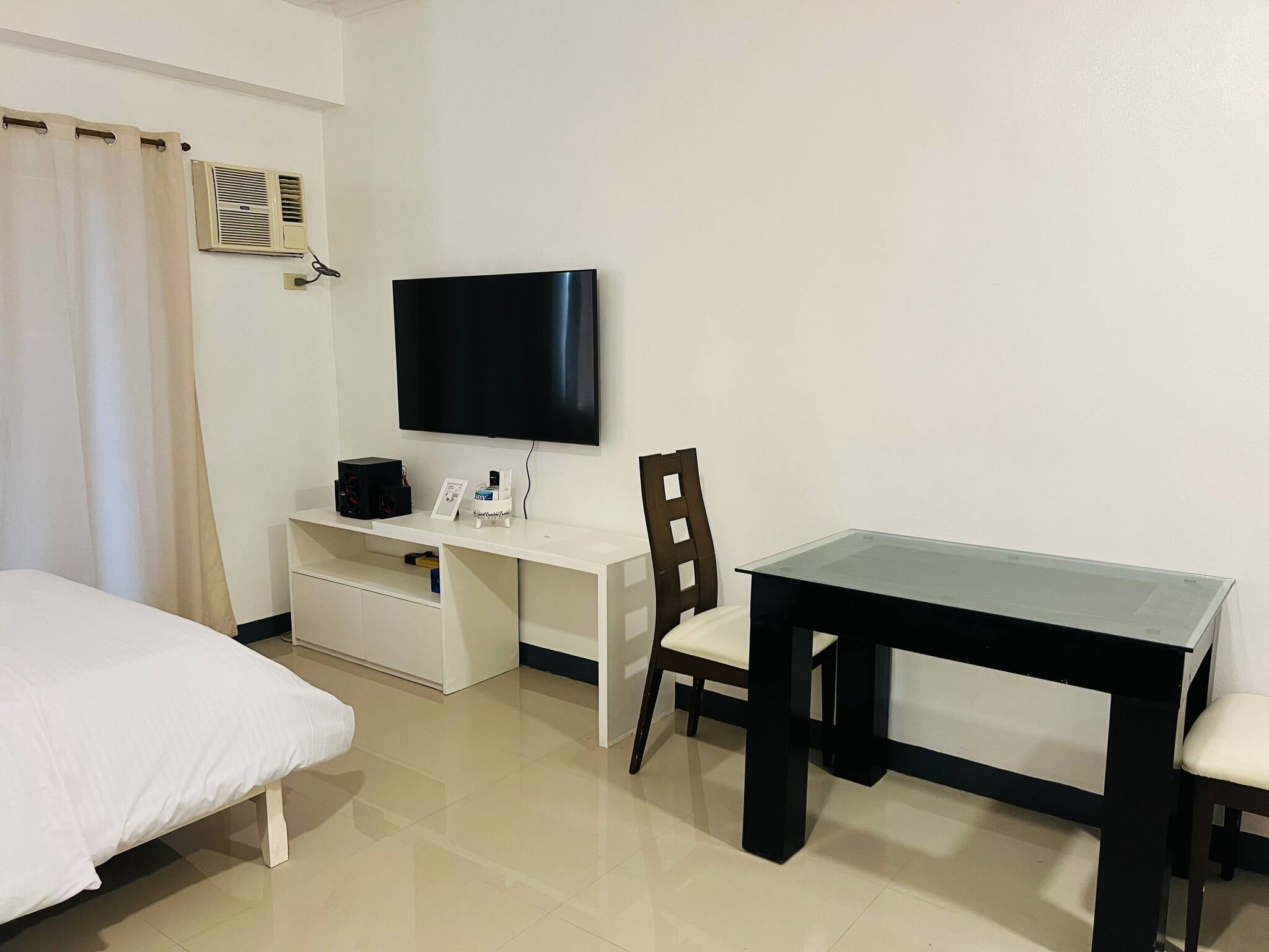 Cozy Studio In Parañaque - Perfect For Transients And Long-stayers Alike - Las Piñas