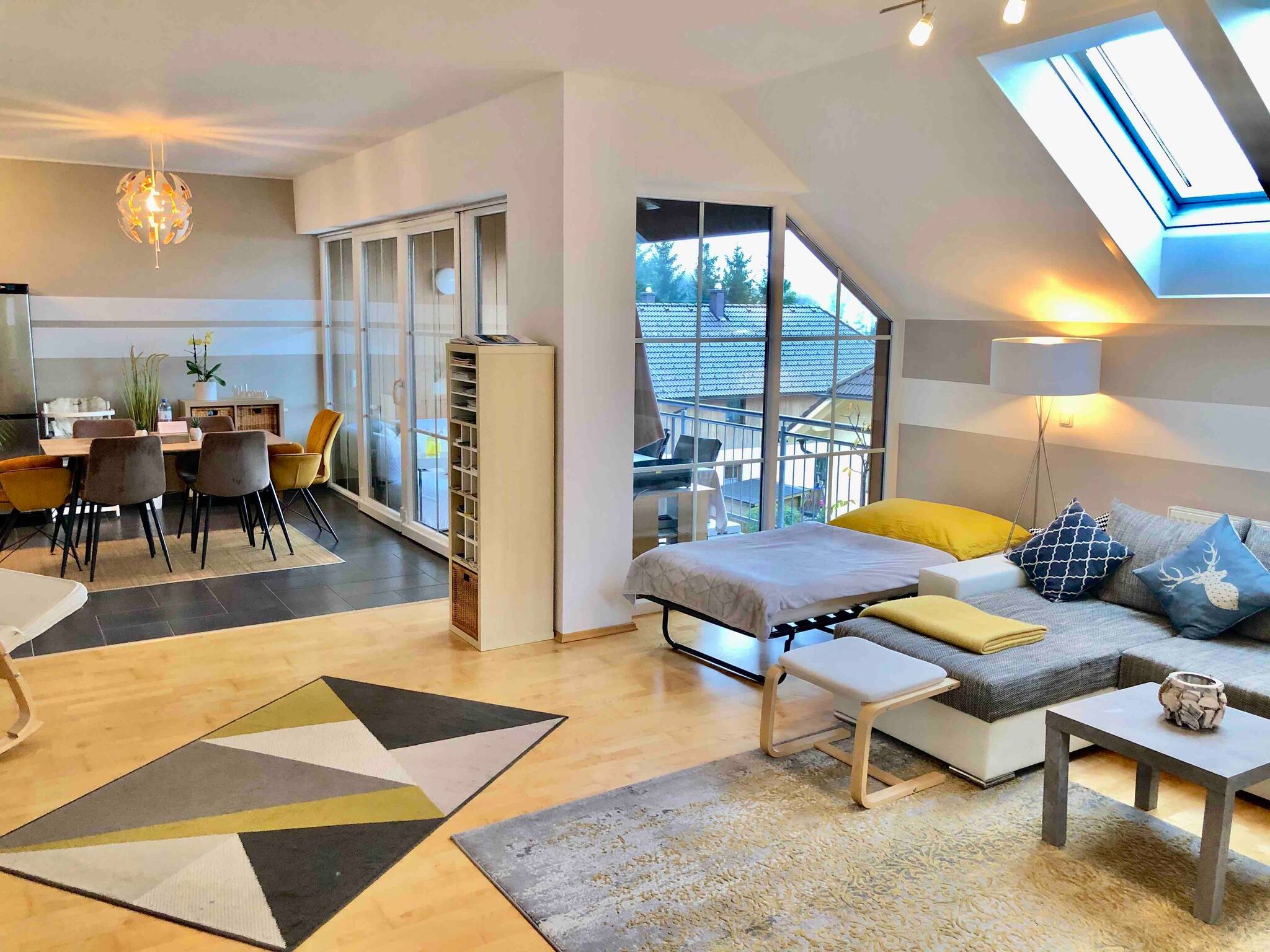 Traumhaft Schöne Wohnung Mit See- Und Gebirgsblick - Attersee