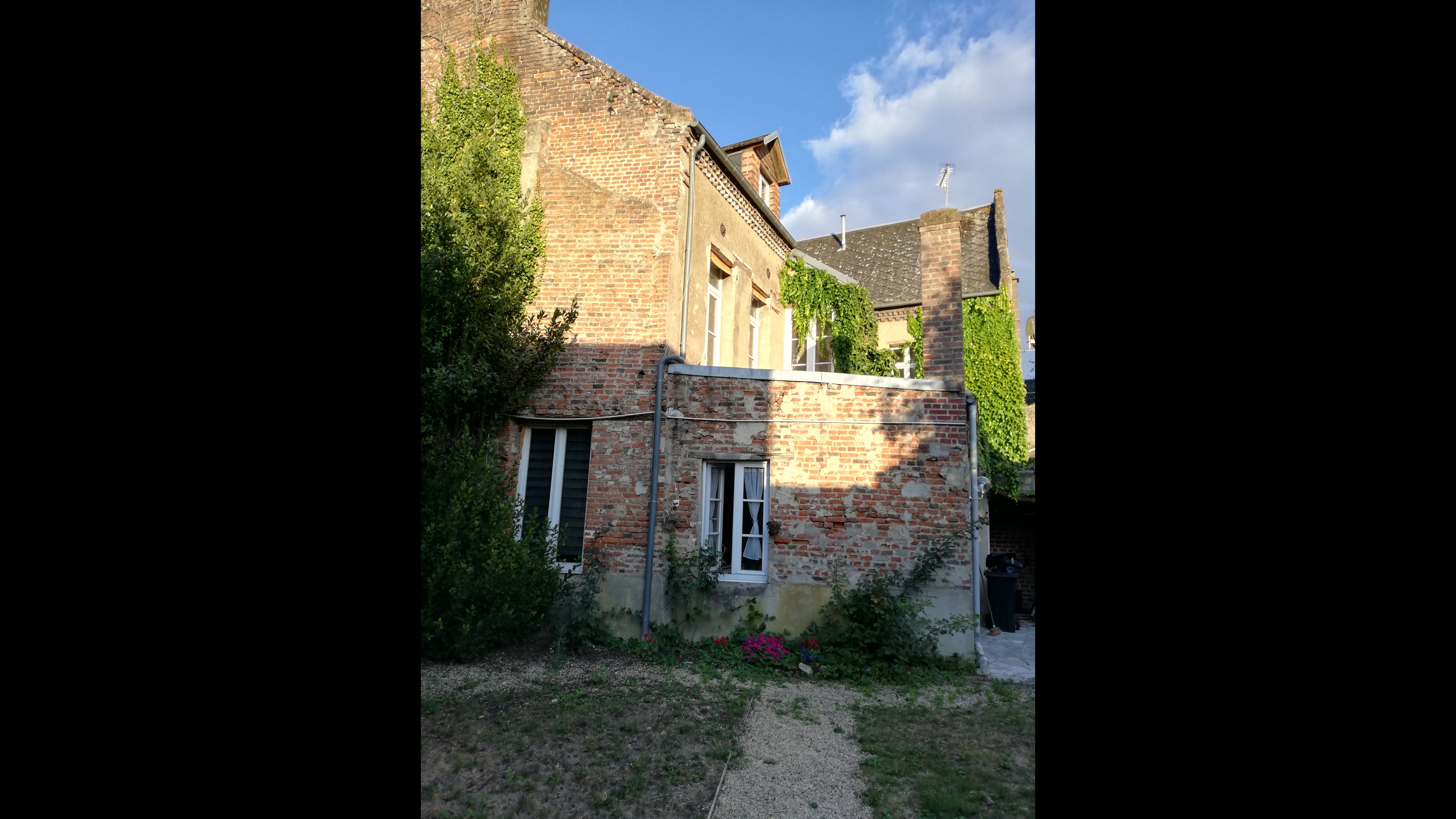 Sweet Garden House With A Lovely Garden - Aisne