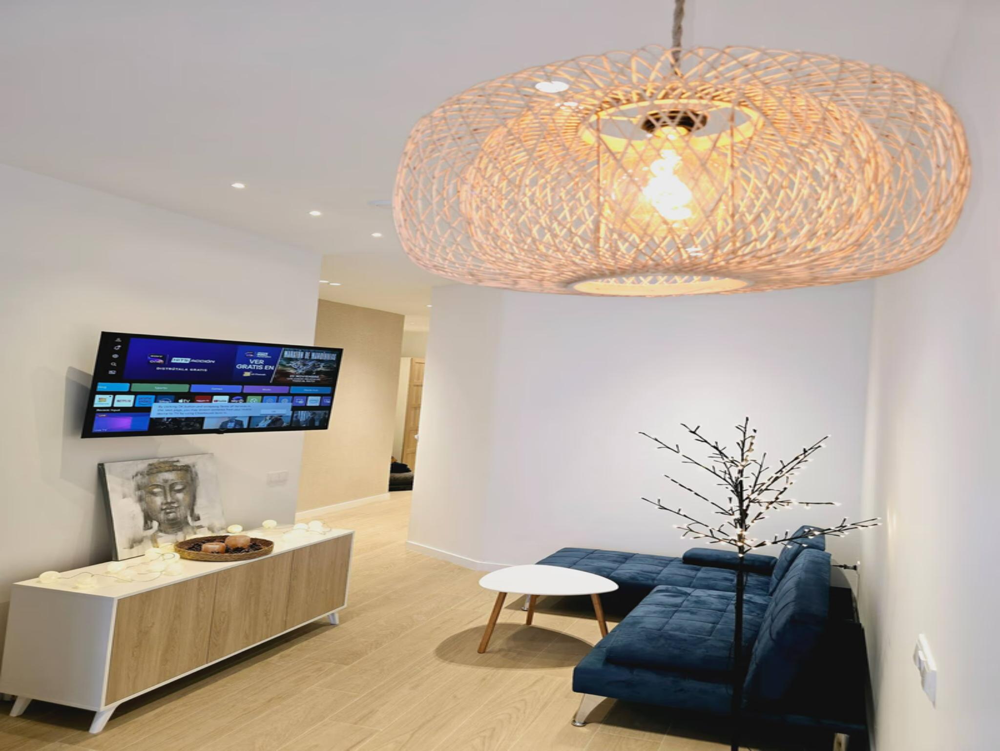 Cozy Retreat In Heart Of Valencia Perfect For Couples N Families - Valencia