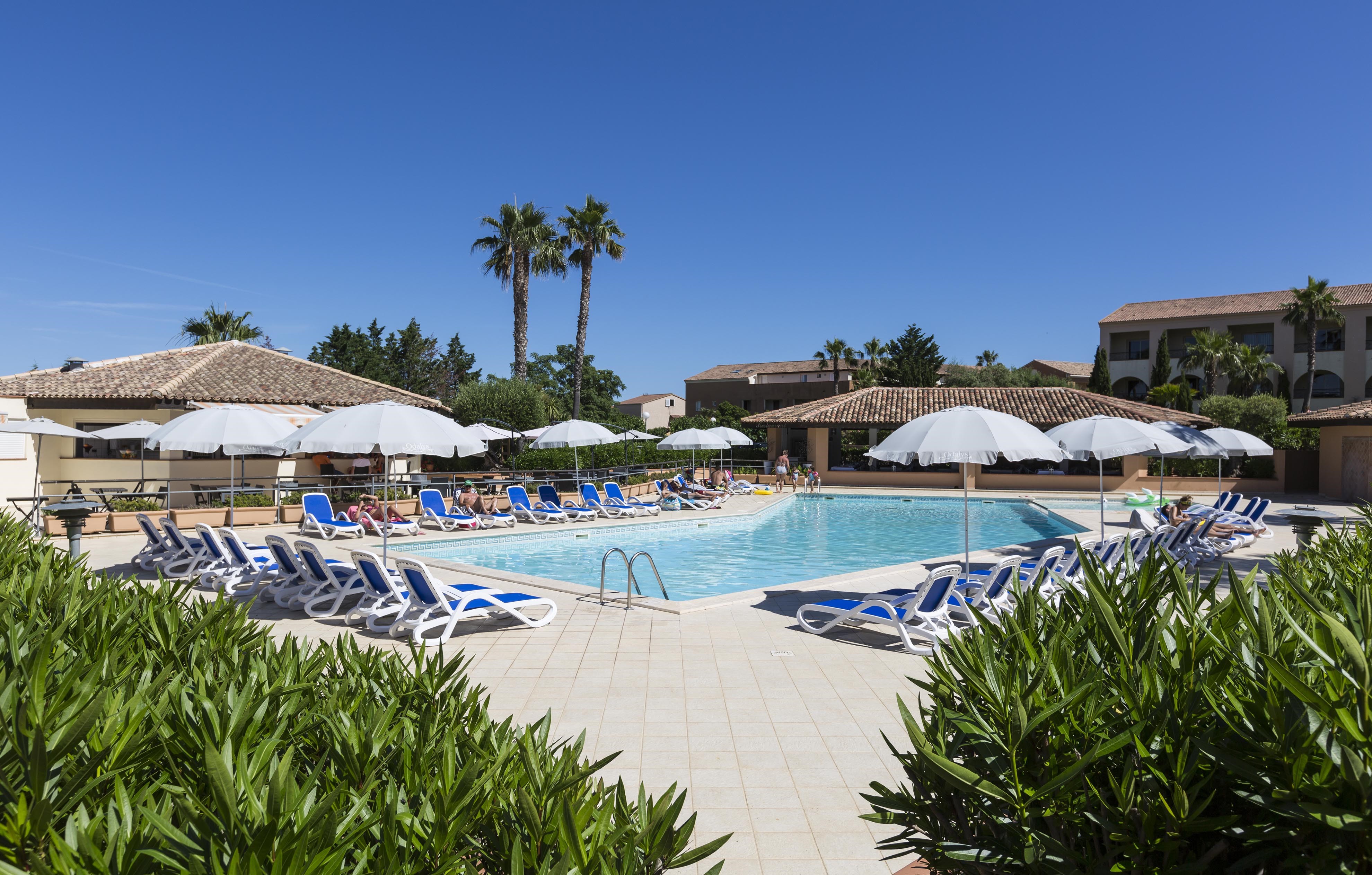 T2 - 200 M From The Sea - Korzika