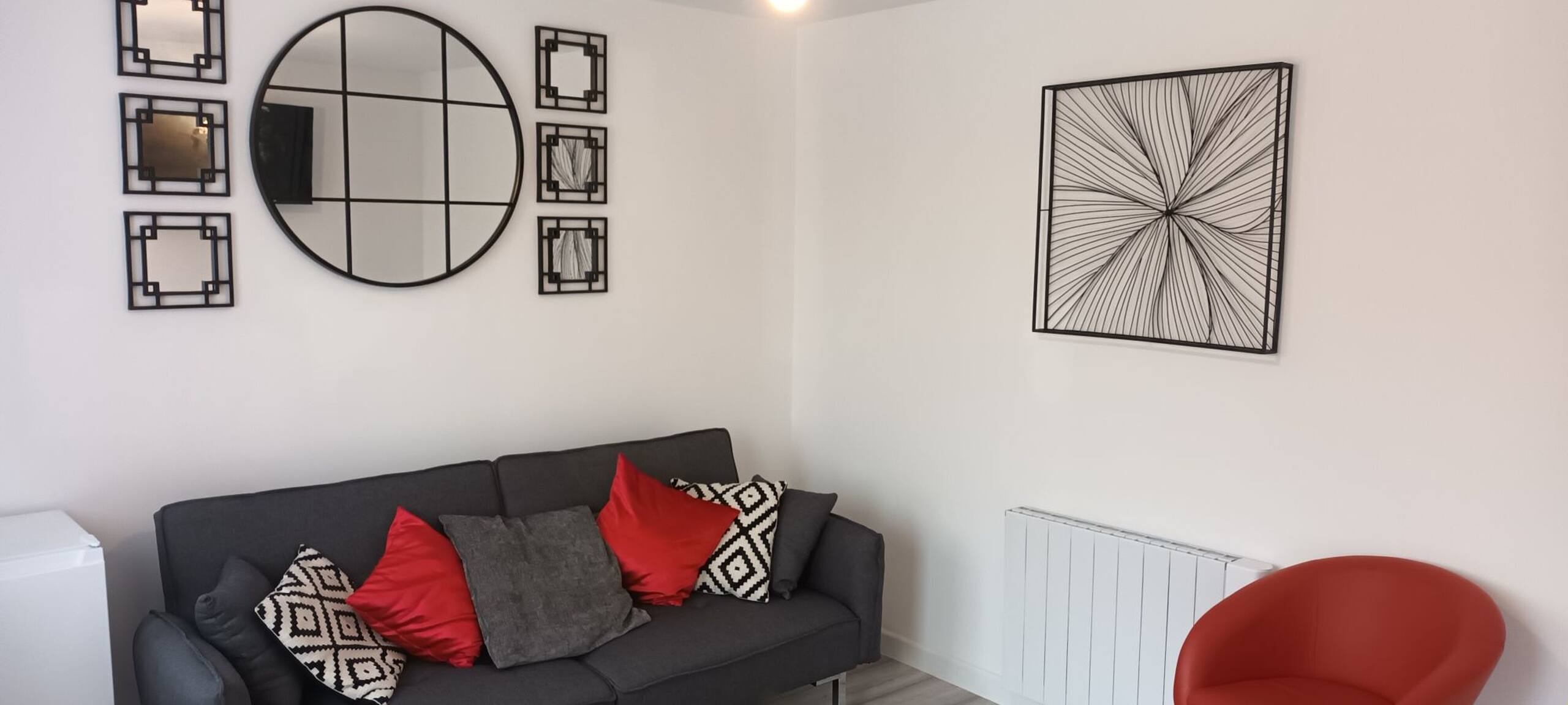 Newly Built Home Away From Home - Peterborough