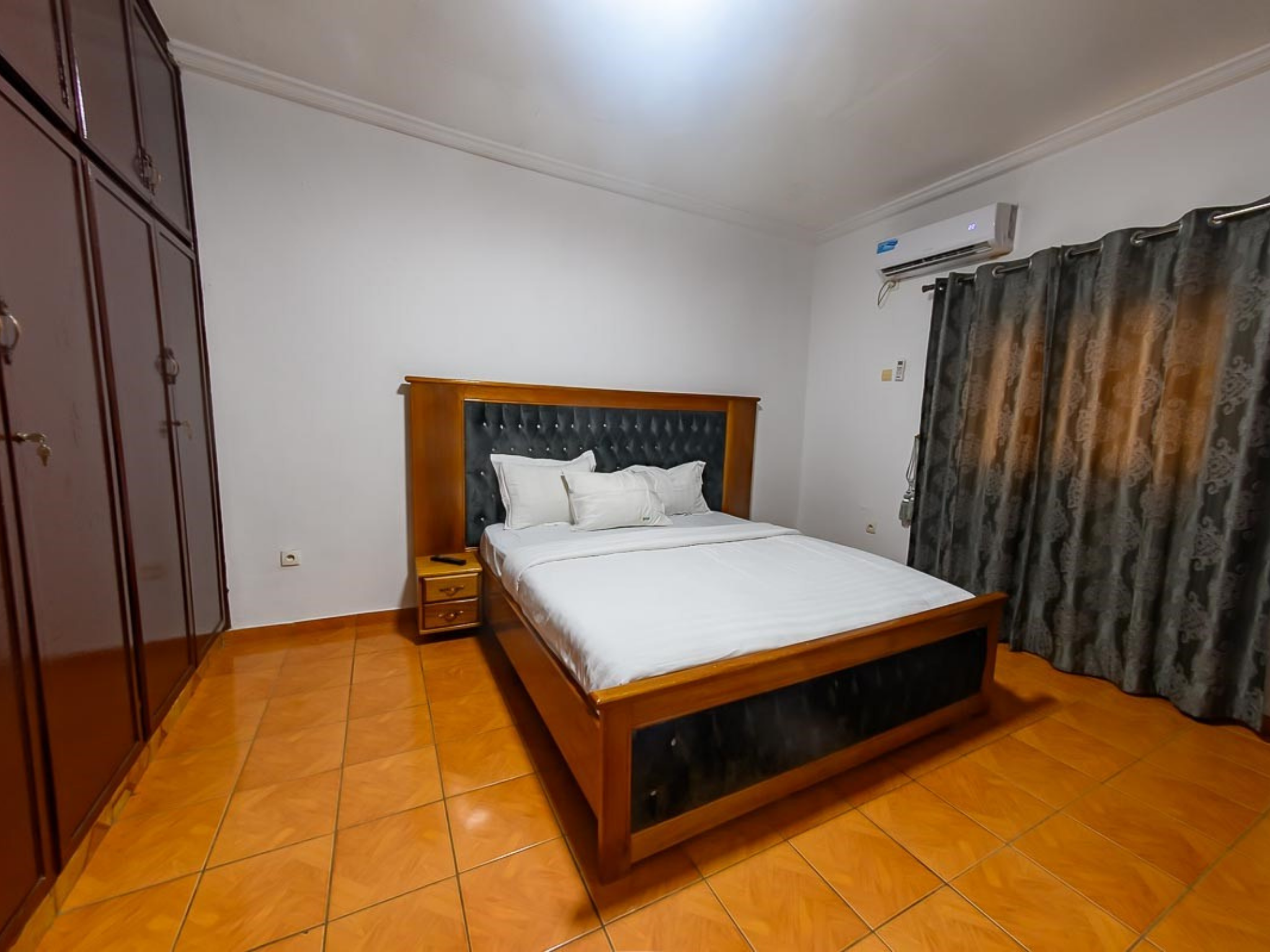 Apartamento Stuttgart En La Residencia Baho – Comodidad, Clase Y Tranquilidad - Douala