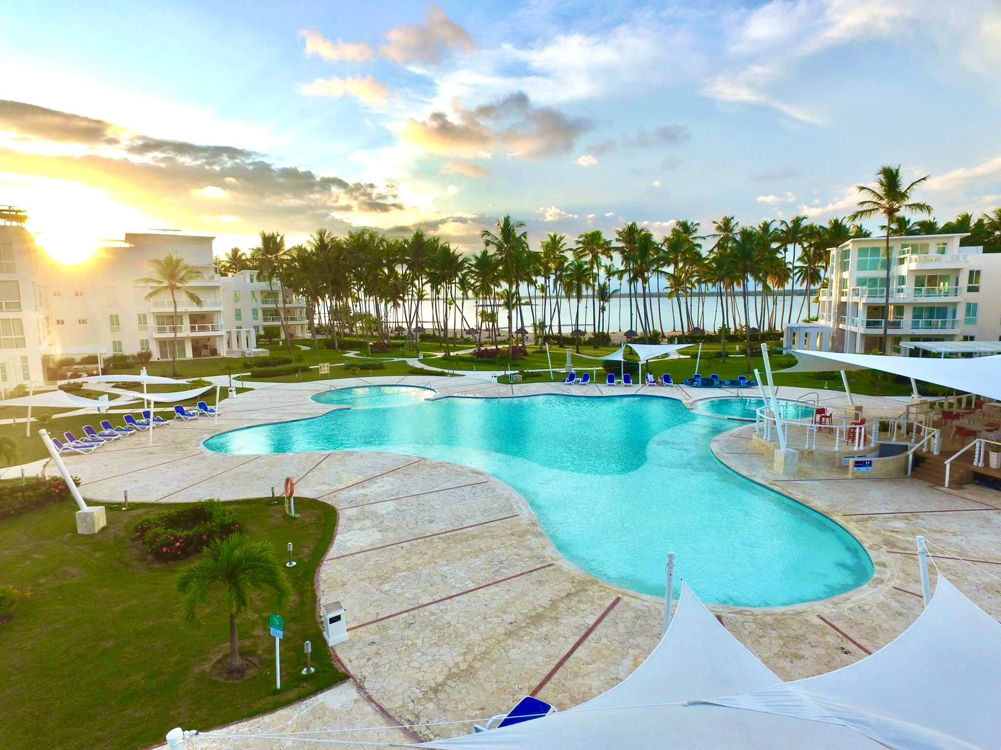 Residencial La Ensenada, On Playa Nueva Romana - Caribbean