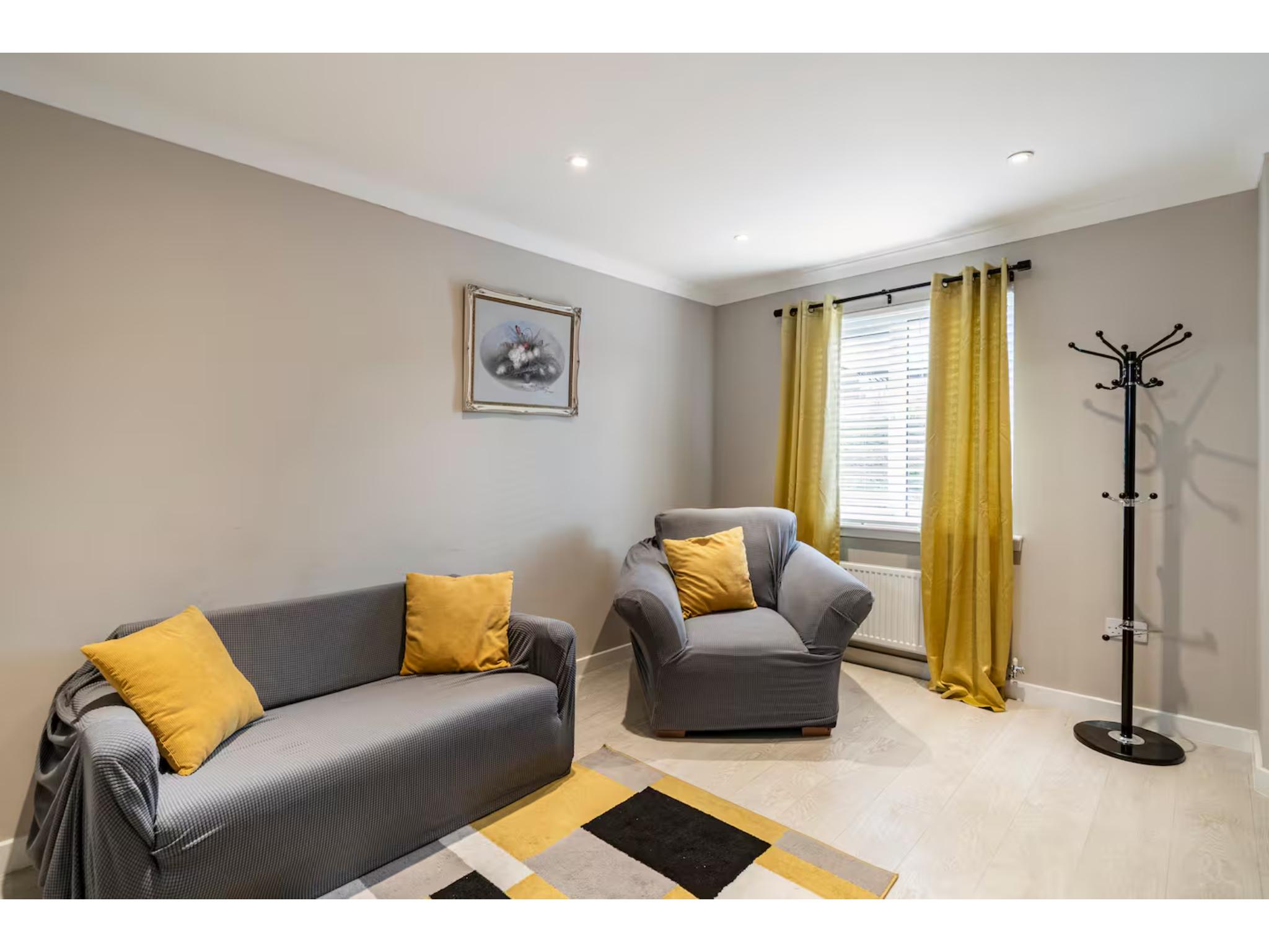 Charmantes 3-bett-haus In Stepps, Glasgow – Garten Und Terrasse - Glasgow