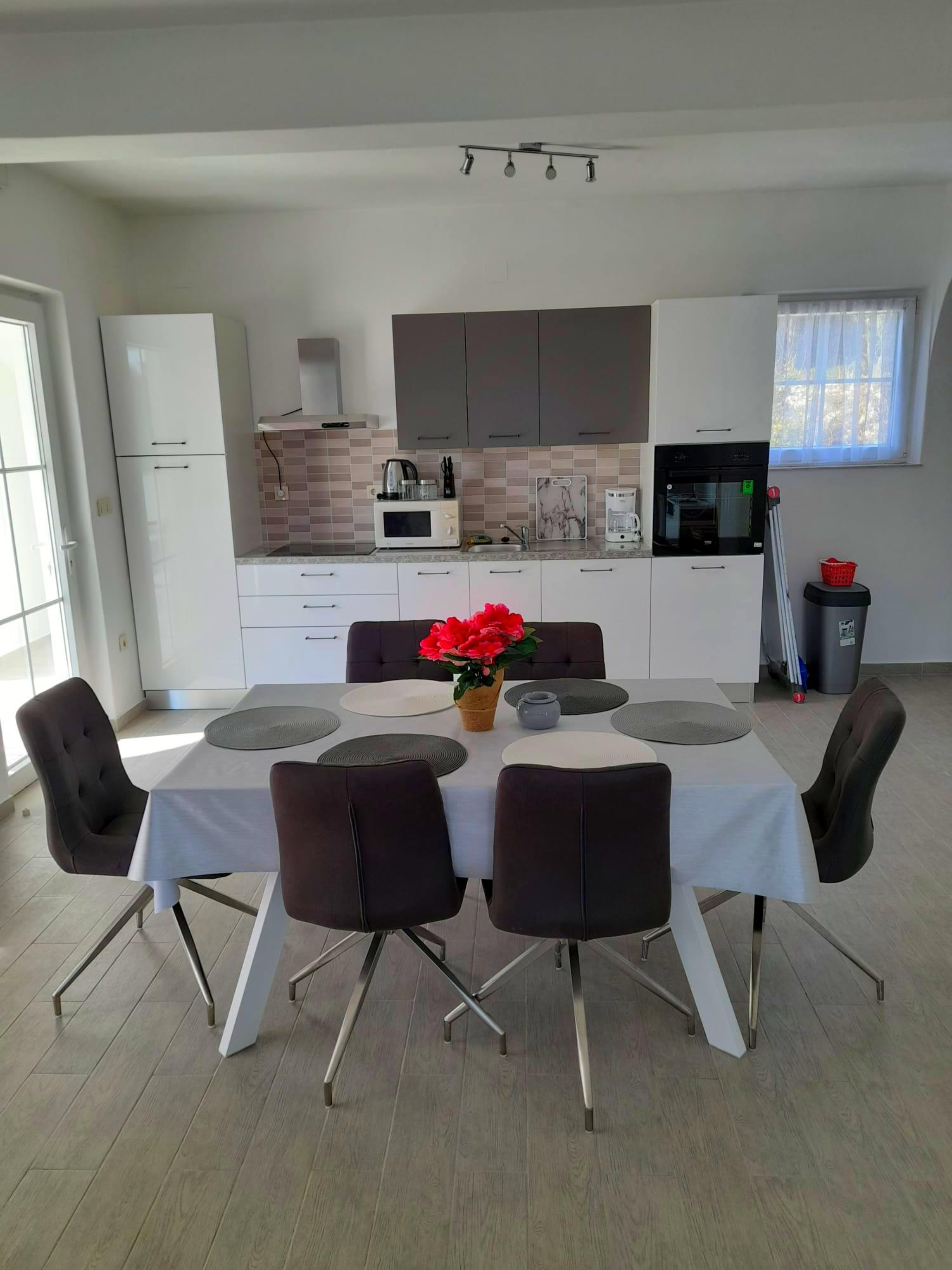 Apartamento Bosque Y Playa Relax - Rab