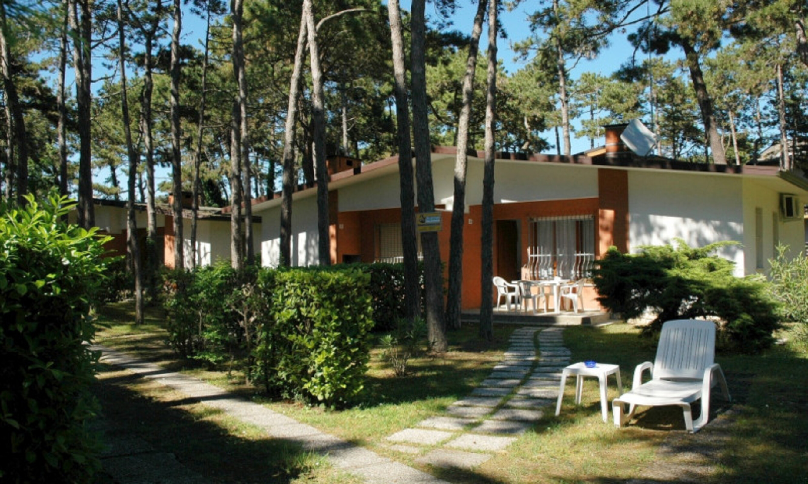 Villa With Garden In Lignano Pineta - Lignano Sabbiadoro