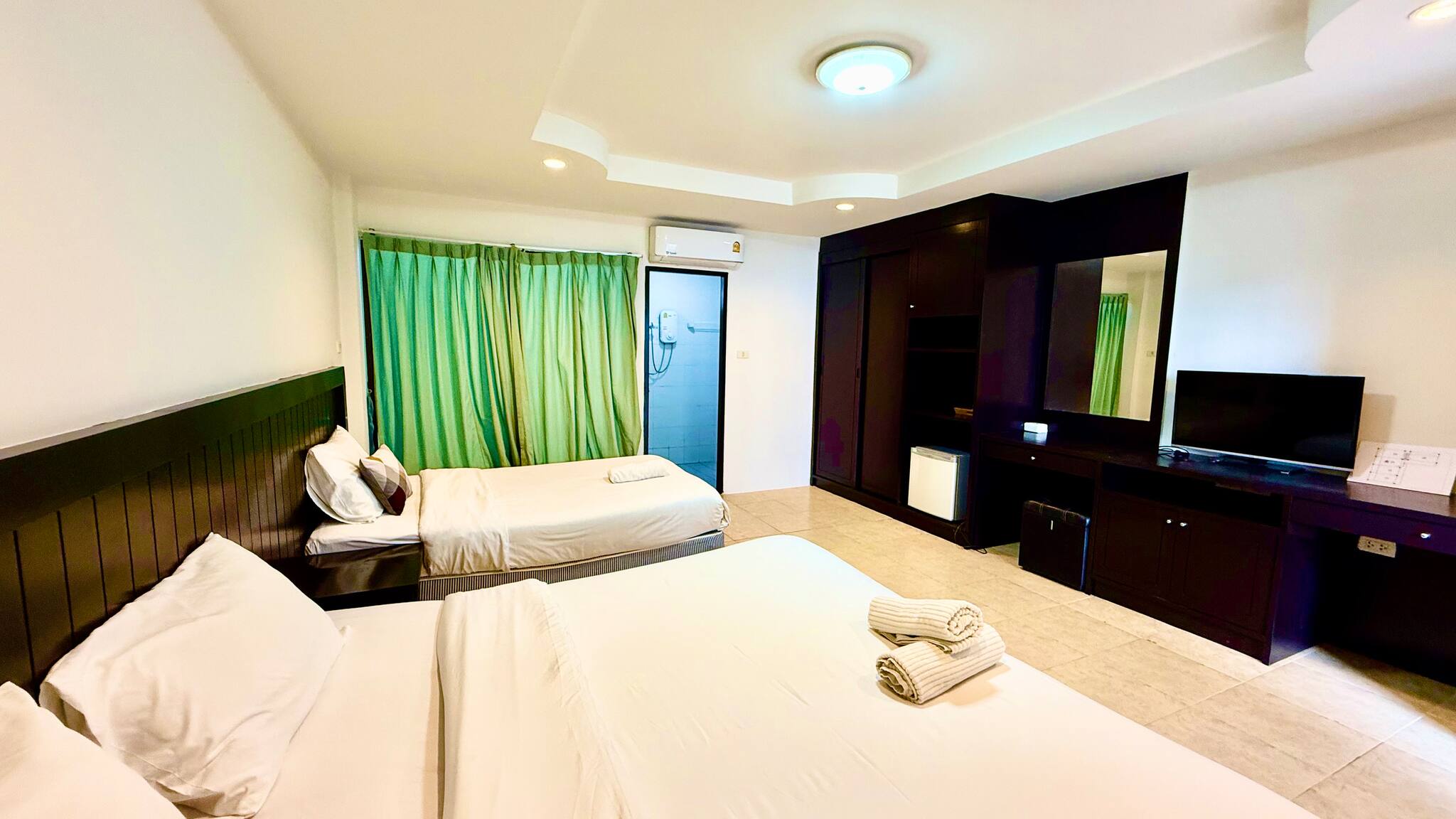 Charming Guest Room In Central Pa Tong, Thailand - Phuket district, Thailand