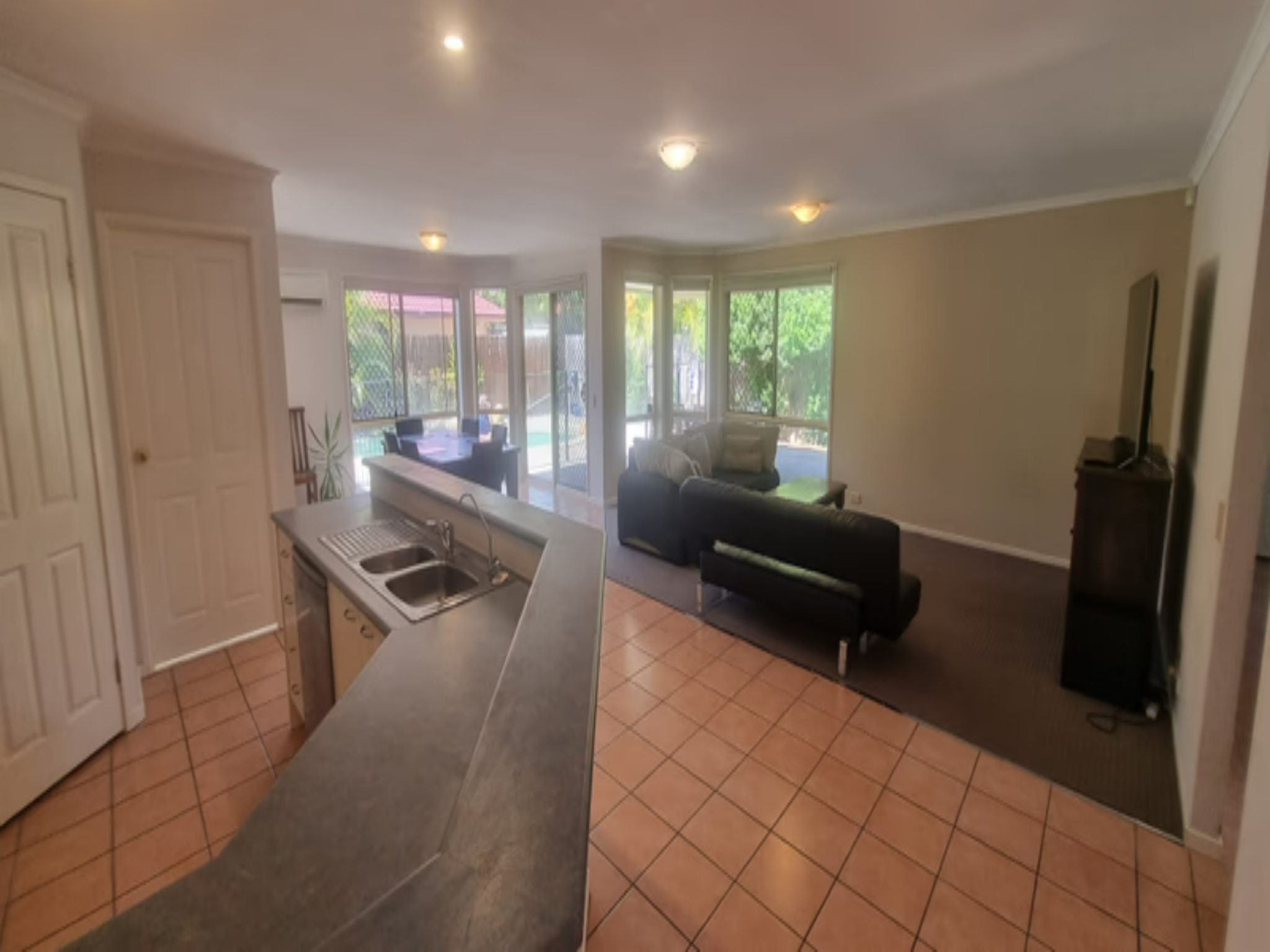 Sereno Rifugio Warner Con Piscina Privata E Giardino - Brisbane