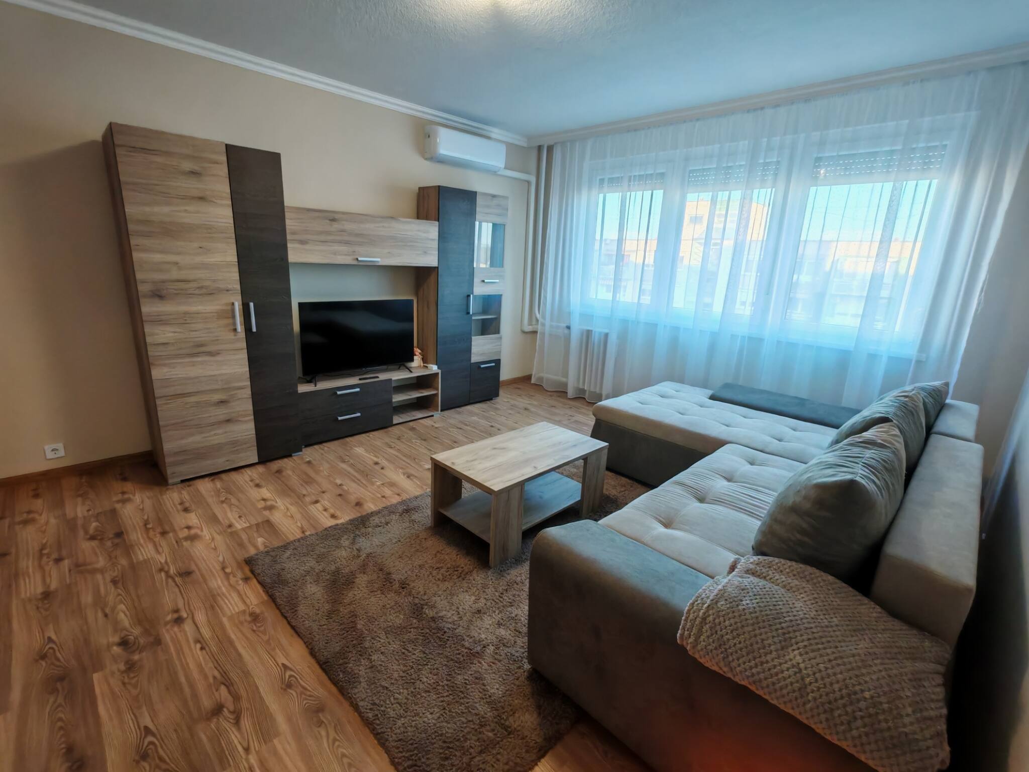 Gemütliche Wohnung In Downtown Nook Zu Vermieten - Kecskemét