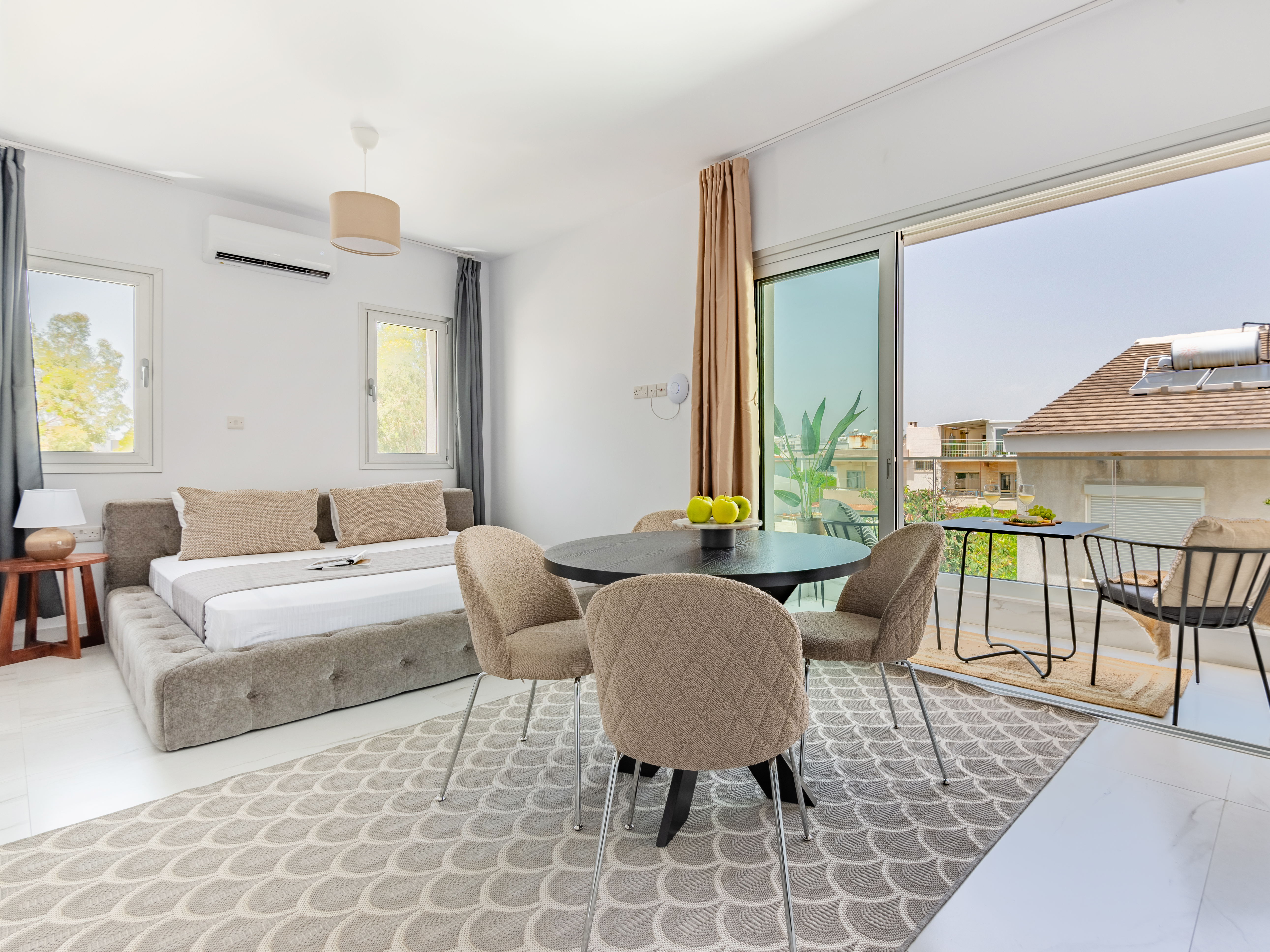 Sanders Cruise - Elegante Apartamento Tipo Estudio Con Balcón - Limassol