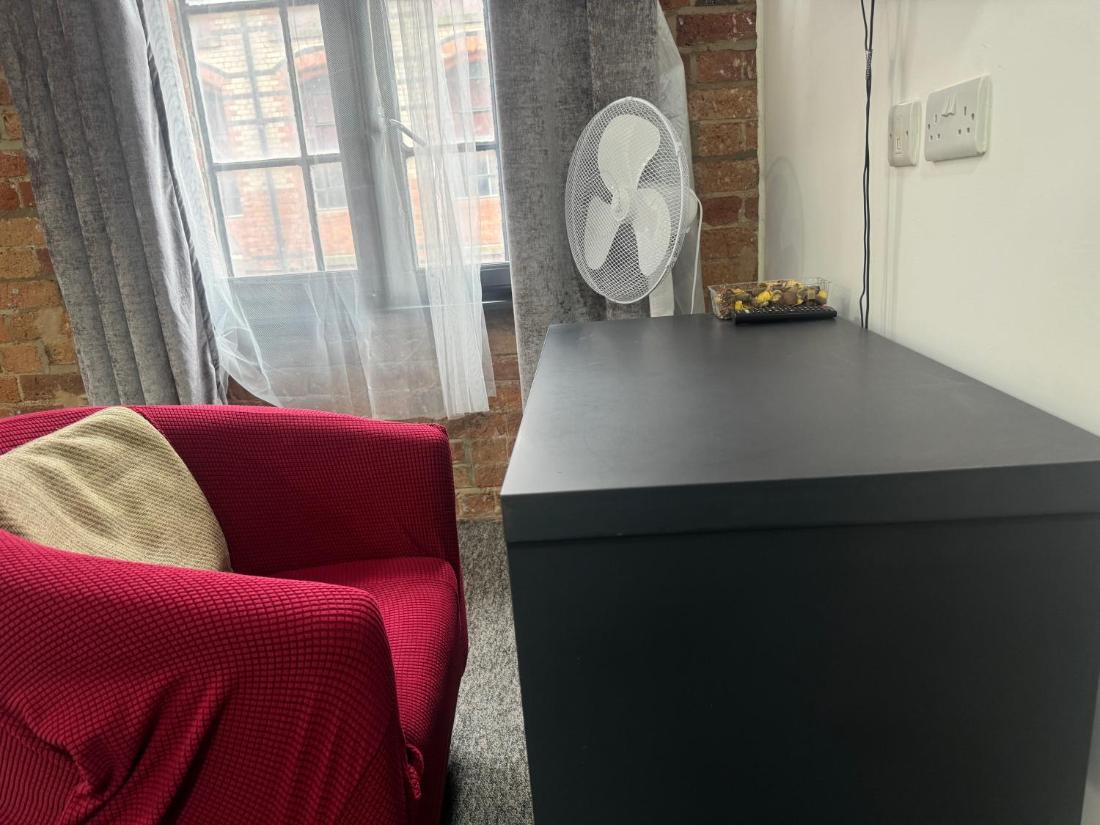 Kick Back Relax Stylish Space 2 - Nottingham