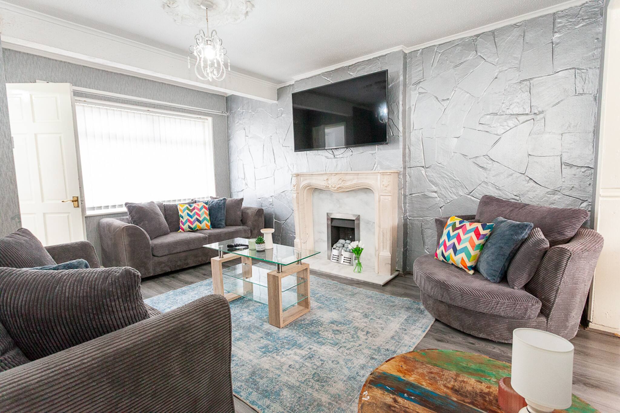 3br Home In L4 - Mins Away From Anfield Stadium - Free Parking - Cheshire