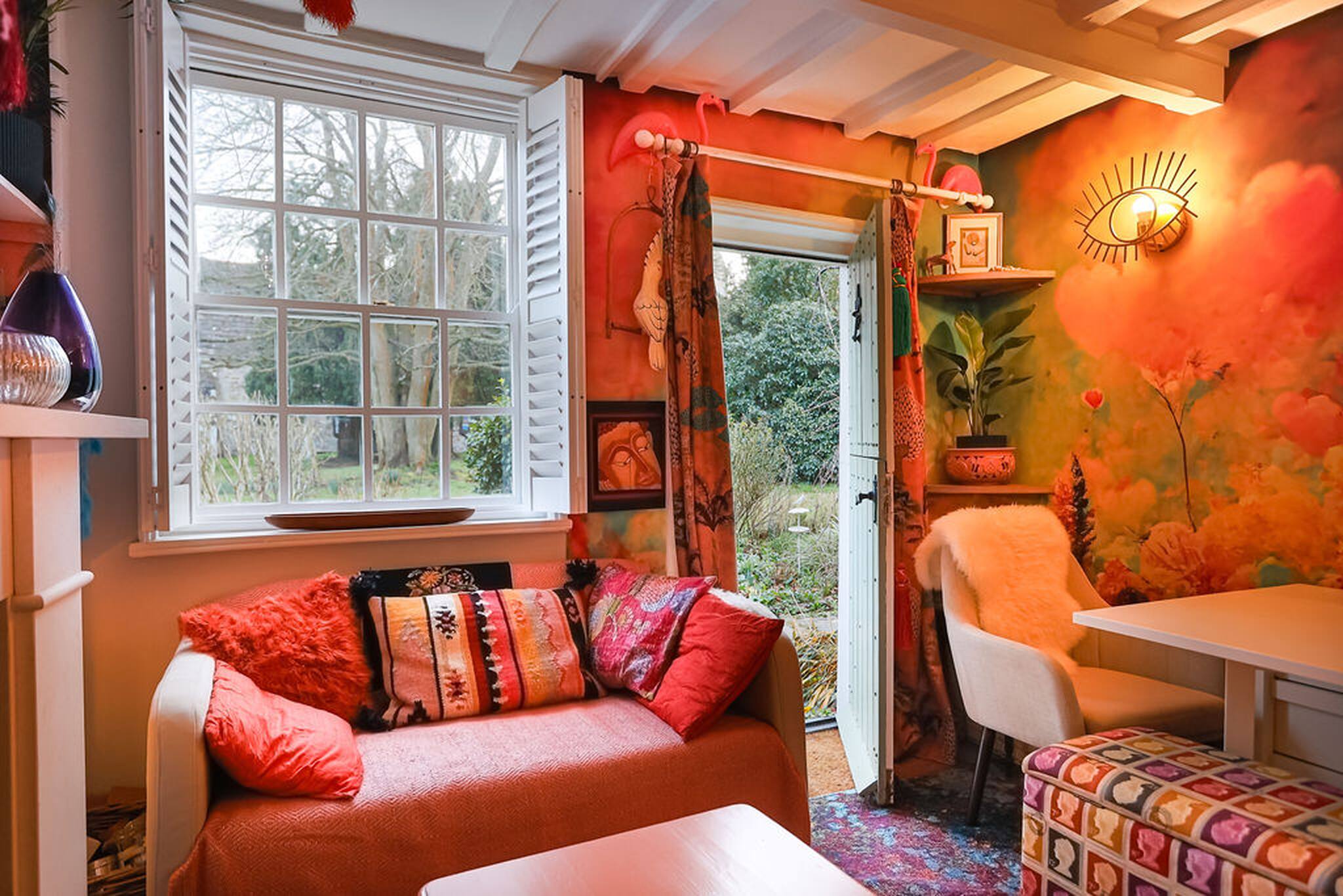 Artists Hideaway In Cowfold - Brighton and Hove