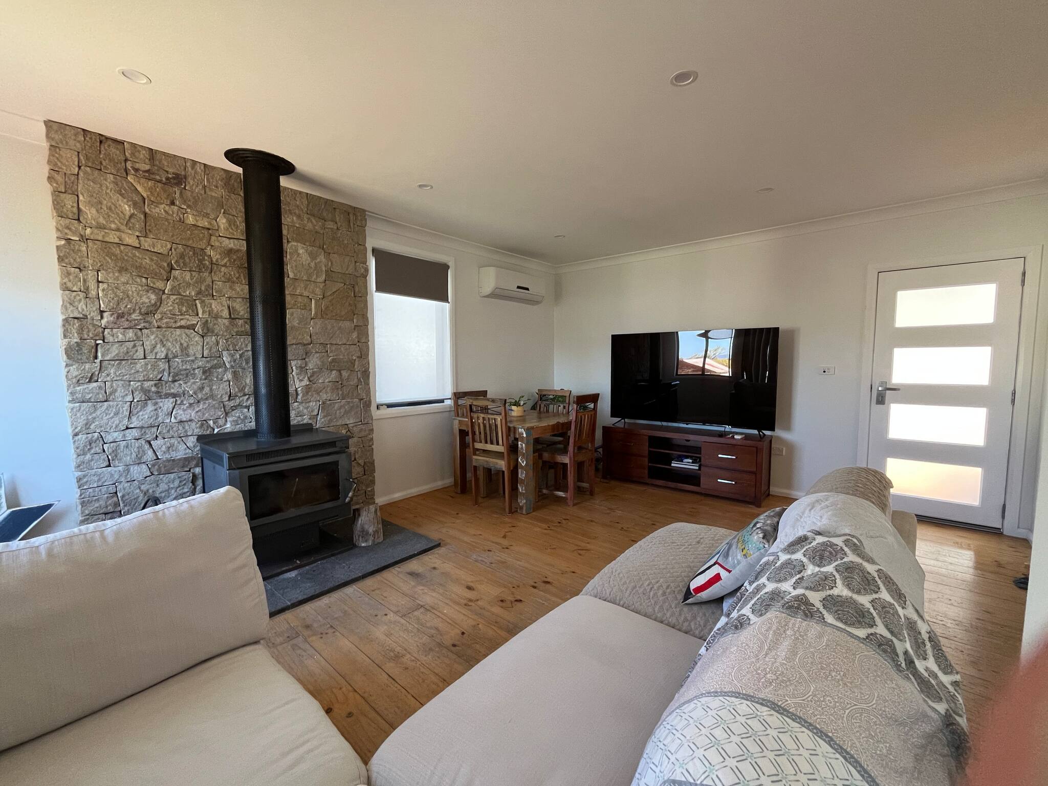 3-bedroom Home In Cooma - Cooma