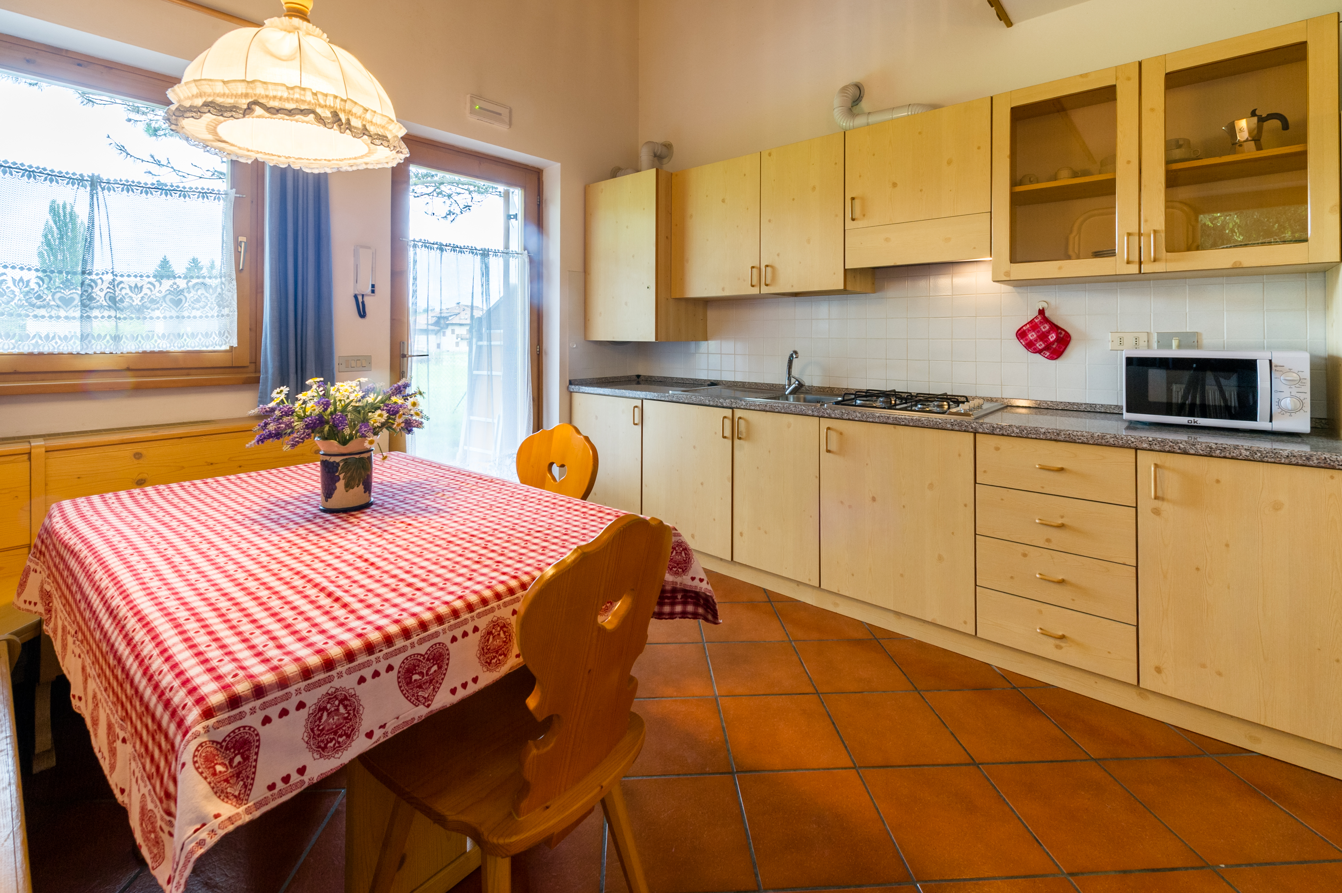 Chalet En Trentino Con Piscinas Dentro Del Camping Village - Trentino