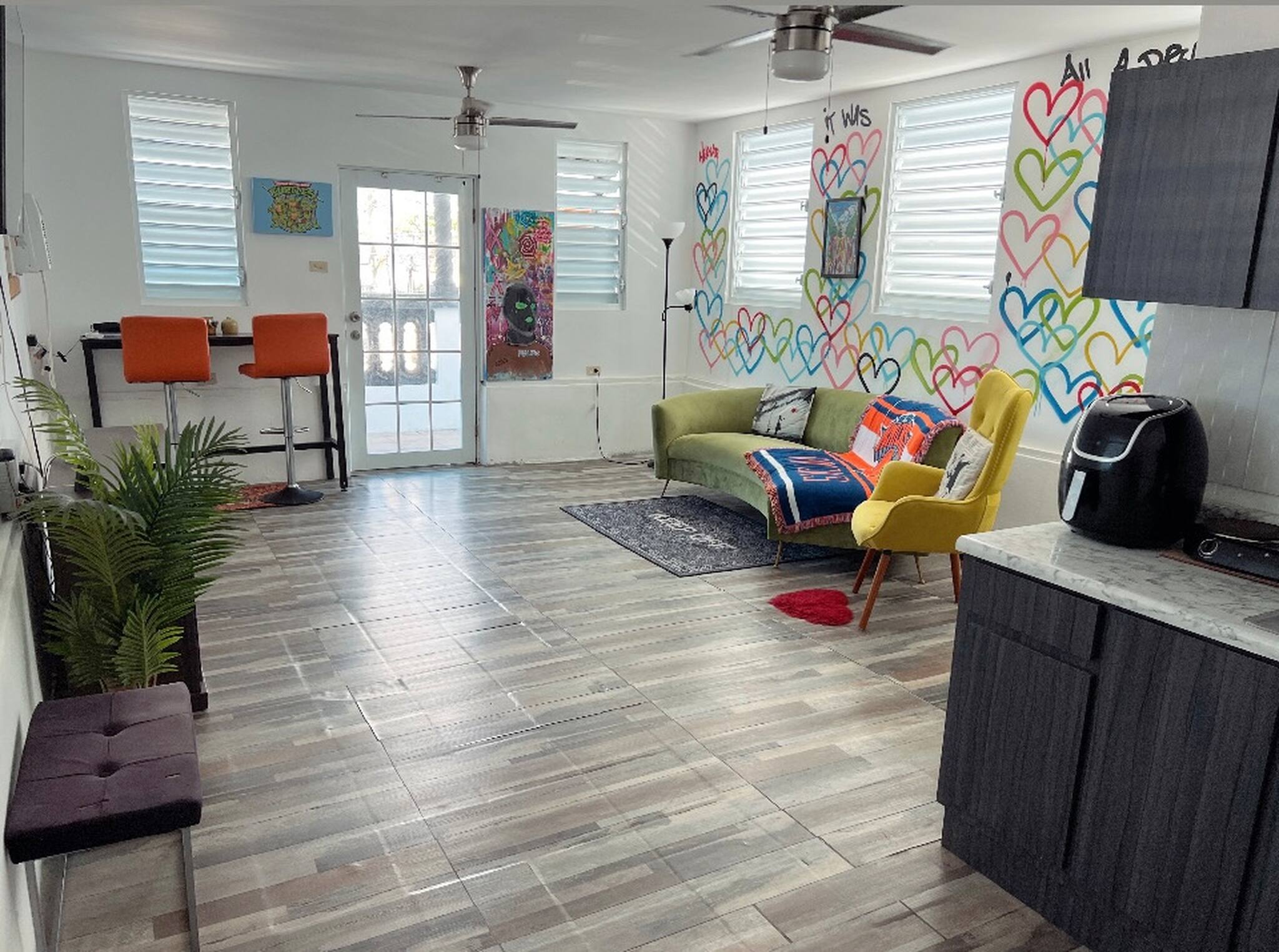 Art Deco Studio W Private Balcony Close To Beach - Puerto Rico