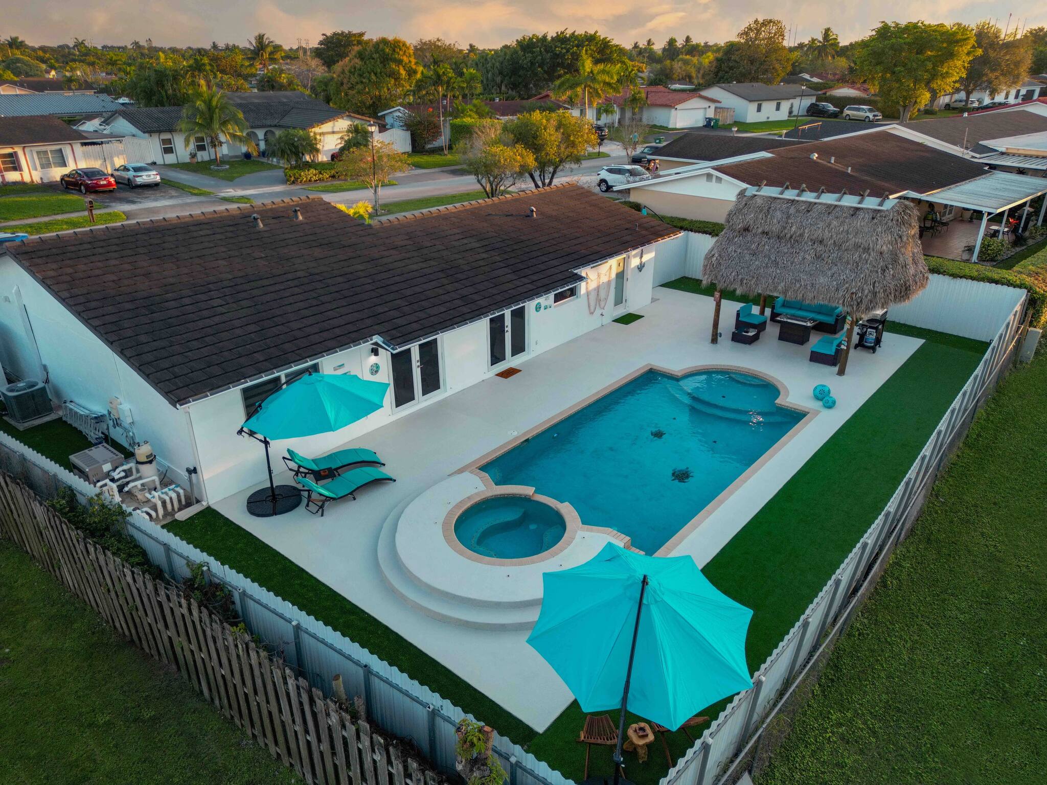 Maggie Home En Kendall - Piscina Y Tiki Bar - Cutler Bay, FL
