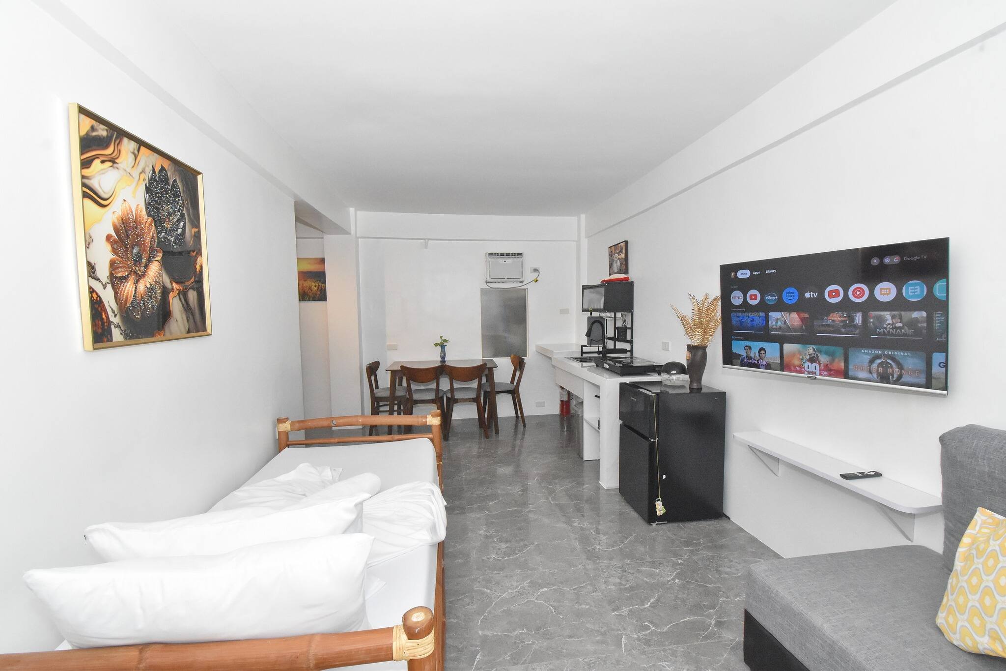 Tropical Garden Suite Kitchen• 2min To White Beach - Malay