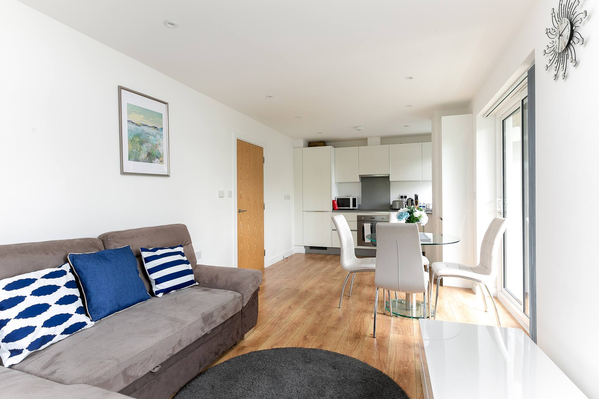 Skyvillion Tower Point Enfield 1 Dormitorio Con Balcón - Londres