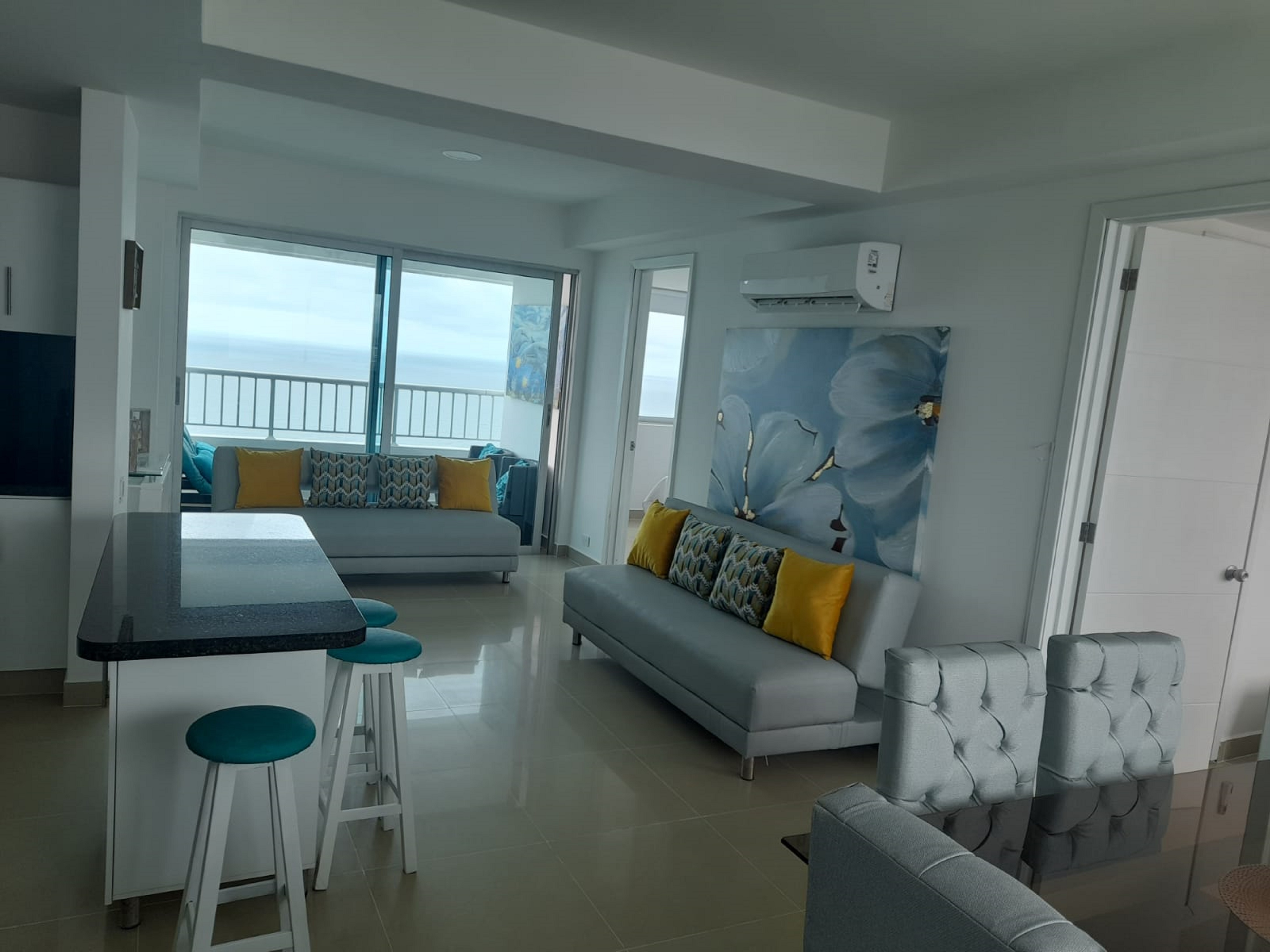 2 Bedroom Beachfront Apartment 2p1-al4 With Pool And Wifi - Cartagena, Colombia