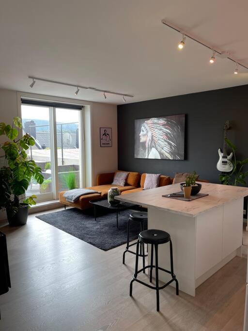 Beautiful Fjord View, High Standard, Fully Equipped - Ålesund