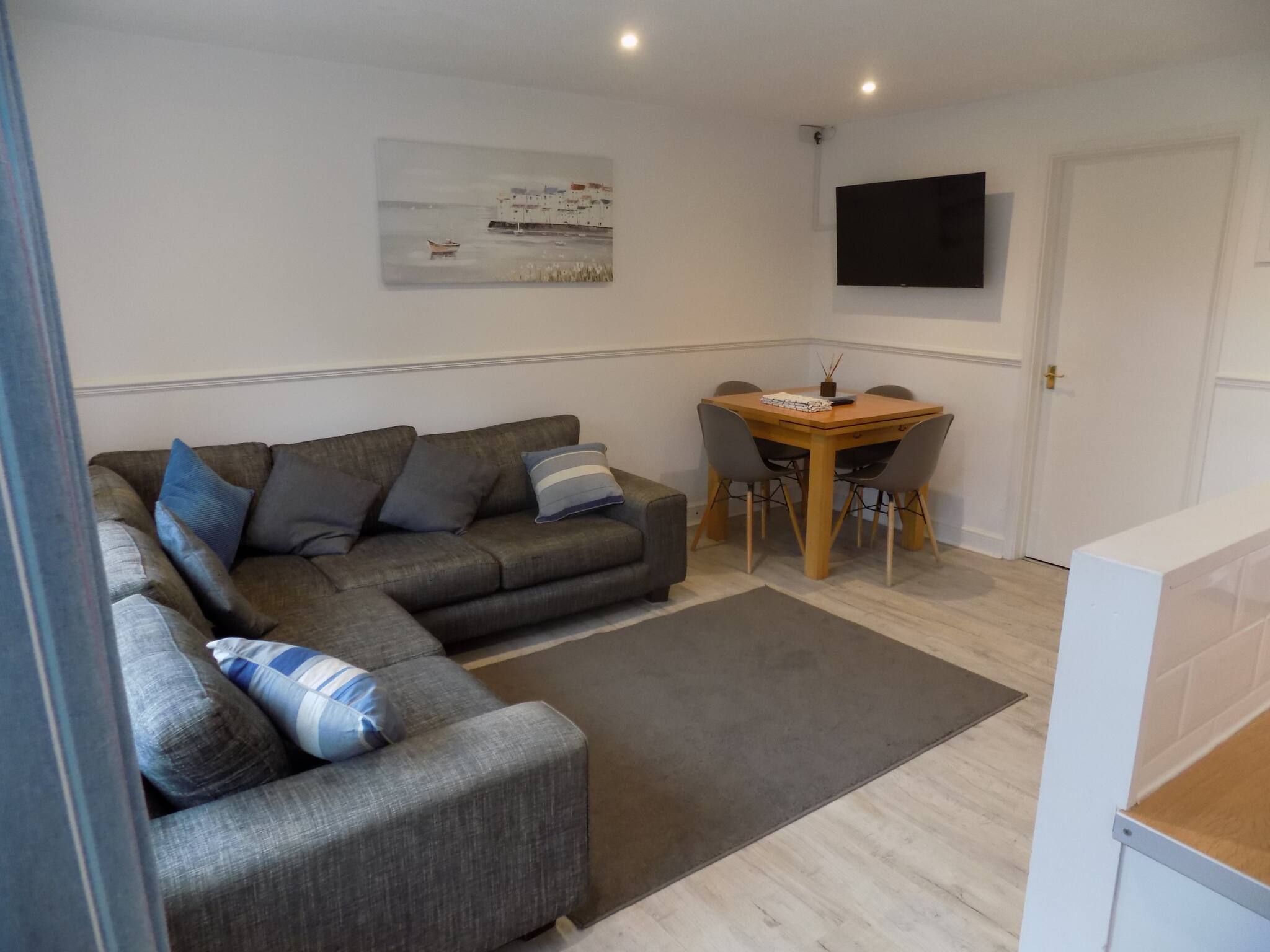 Cosy Cabin Retreat In Ilfracombe, North Devon - North Devon District