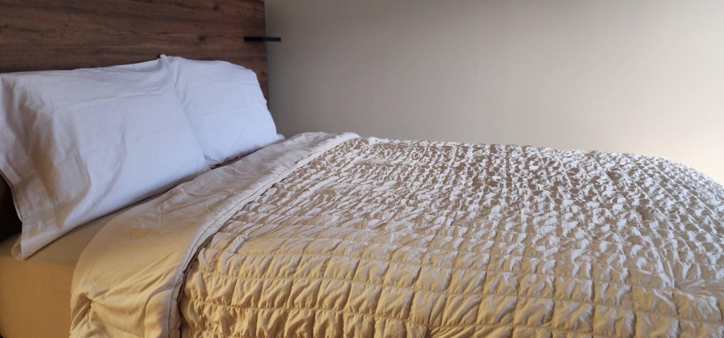 Paradise View Room In Jayuya, Puerto Rico - Comfort & City Mountain Views - Puerto Rico