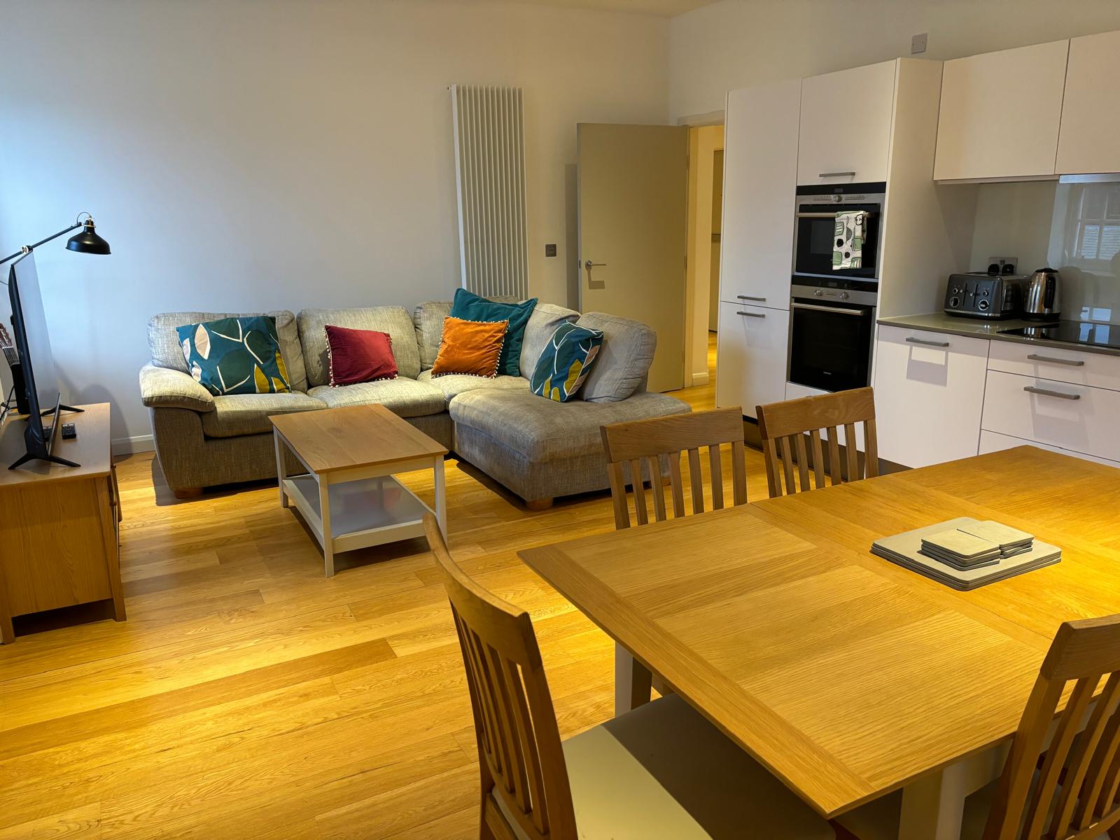 Executive Level Quartermile Two Bedroom Apartment - Extremely Central - Edimburgo