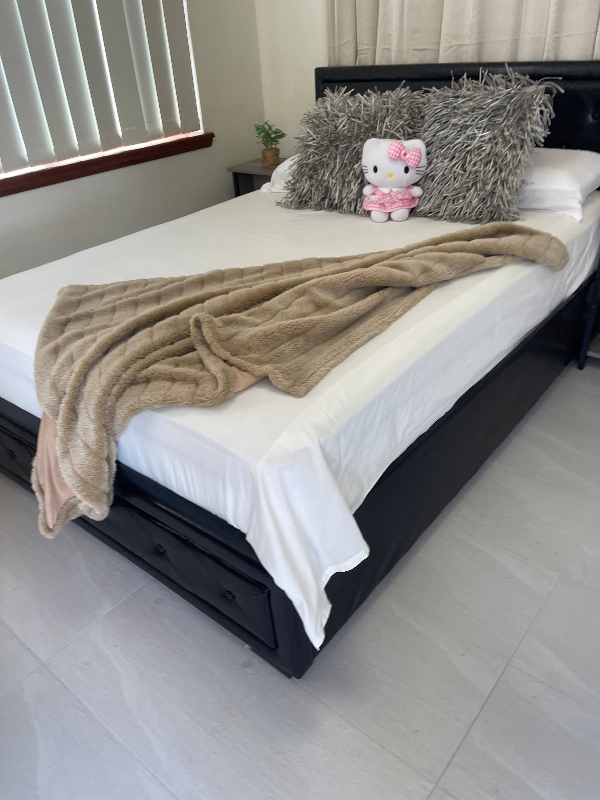 Home Sweet Home Room - Sydney