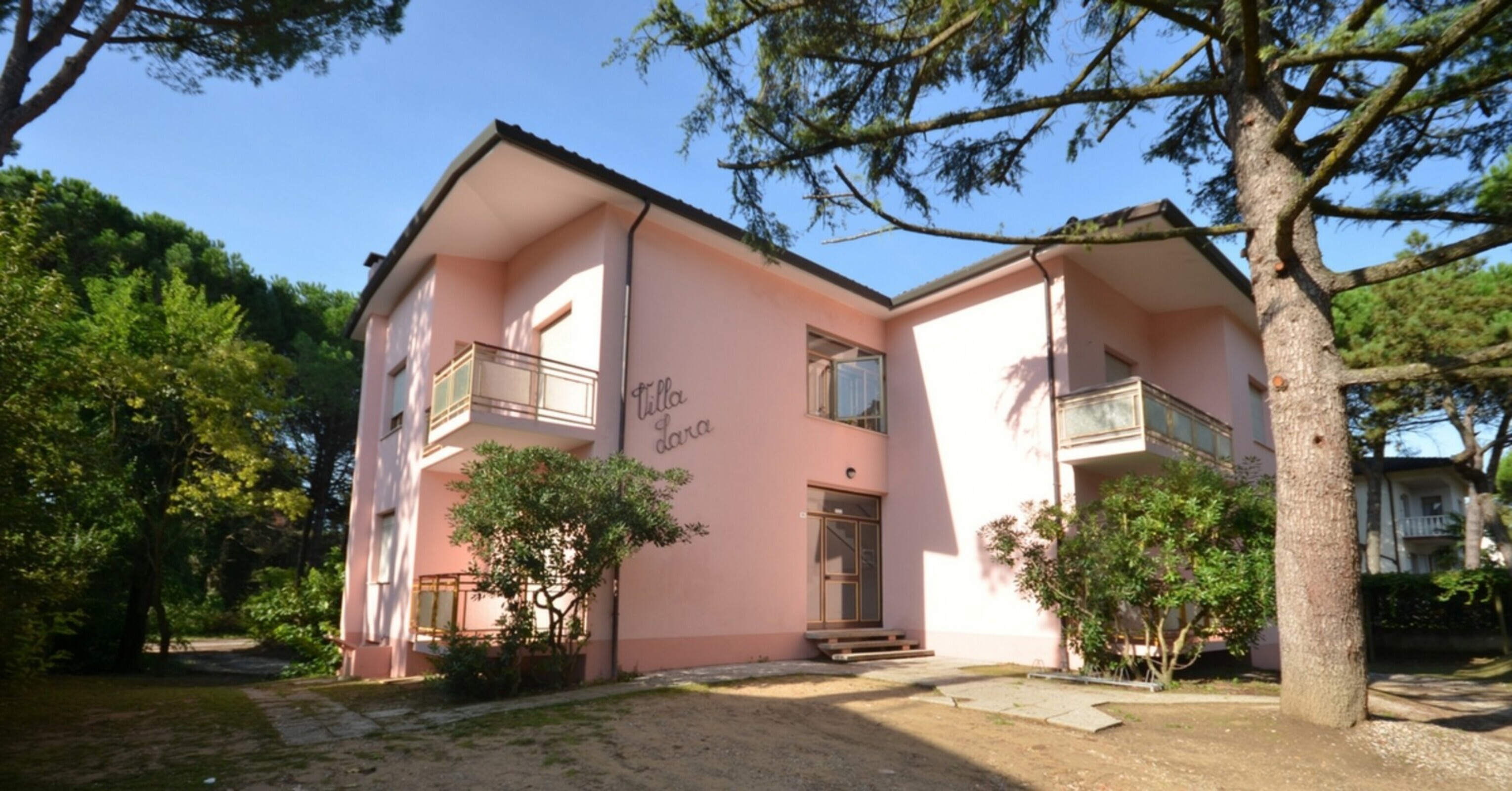 Flat In A Villa Surrounded By A Garden - Lignano Sabbiadoro