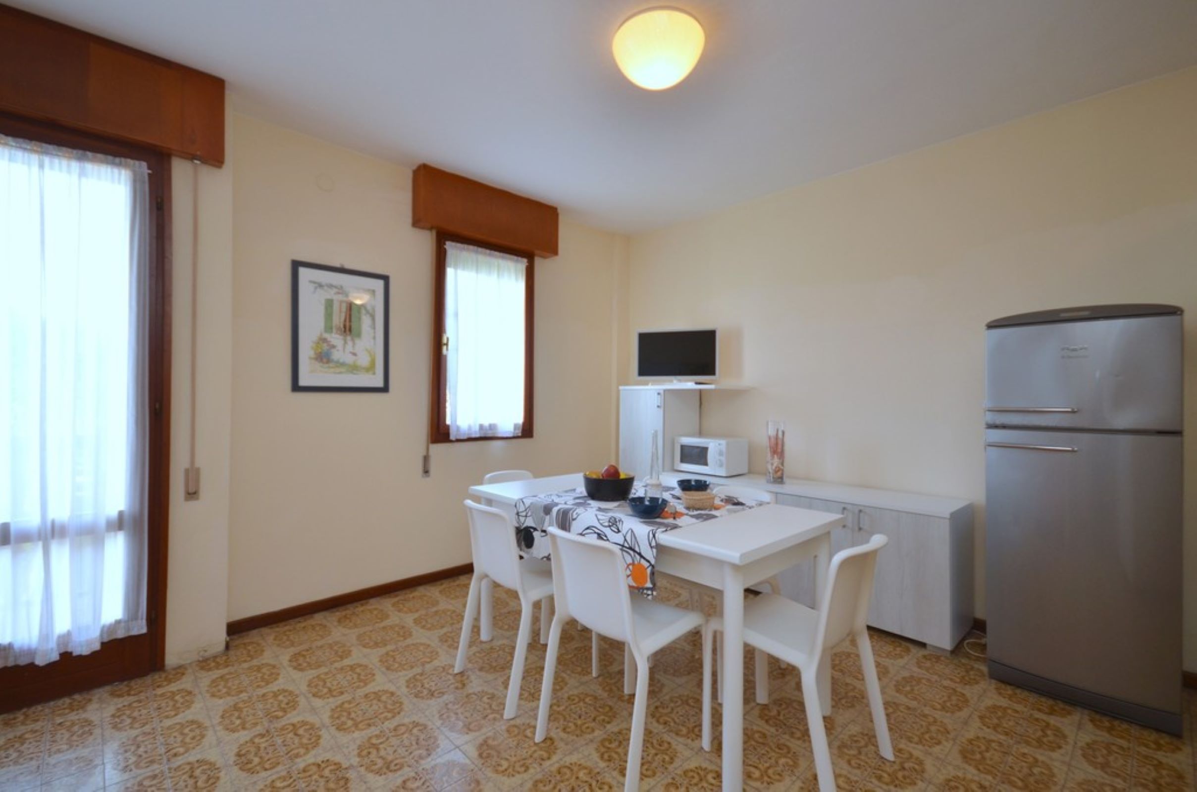 Geräumiges Apartment Für Bis Zu 7 Gäste Mit Balkon Von Beahost Rentals - Bibione Pineda