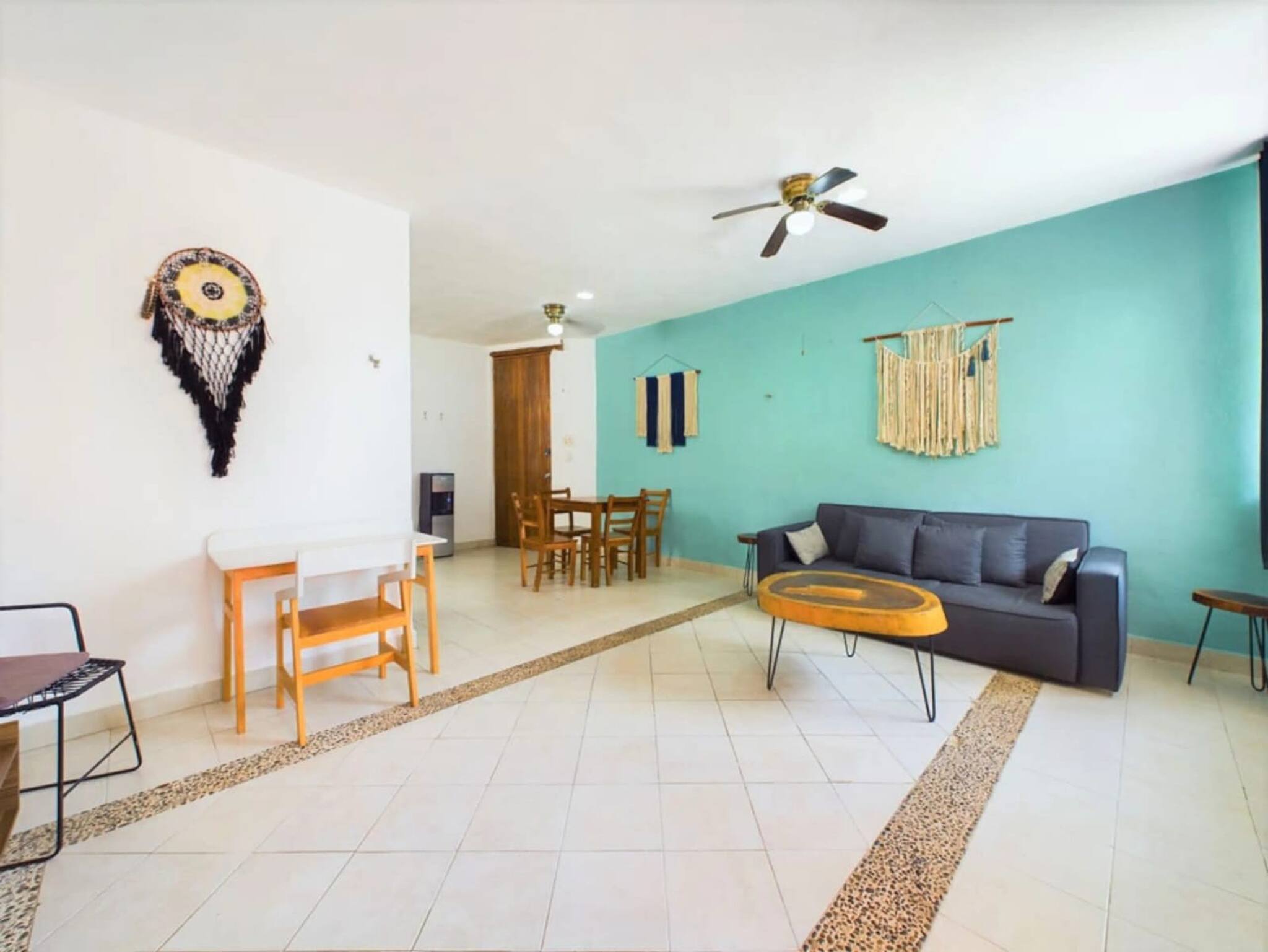 Elegante Refugio De 2 Habitaciones Con Patio Privado - Playa del Carmen