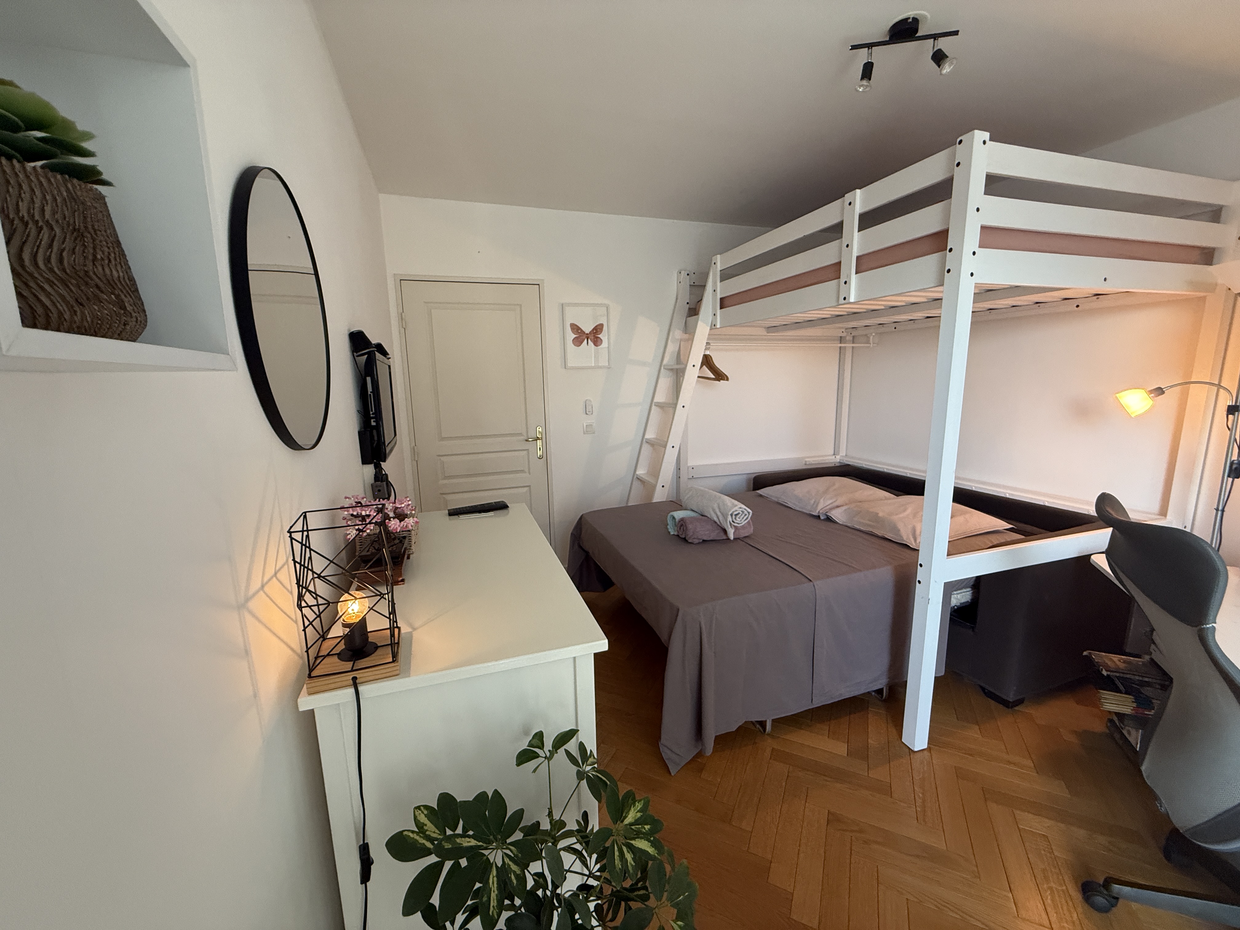 Aux Portes De Genève - Chambre Dans Un Quartier Calme - Saint-Julien-en-Genevois