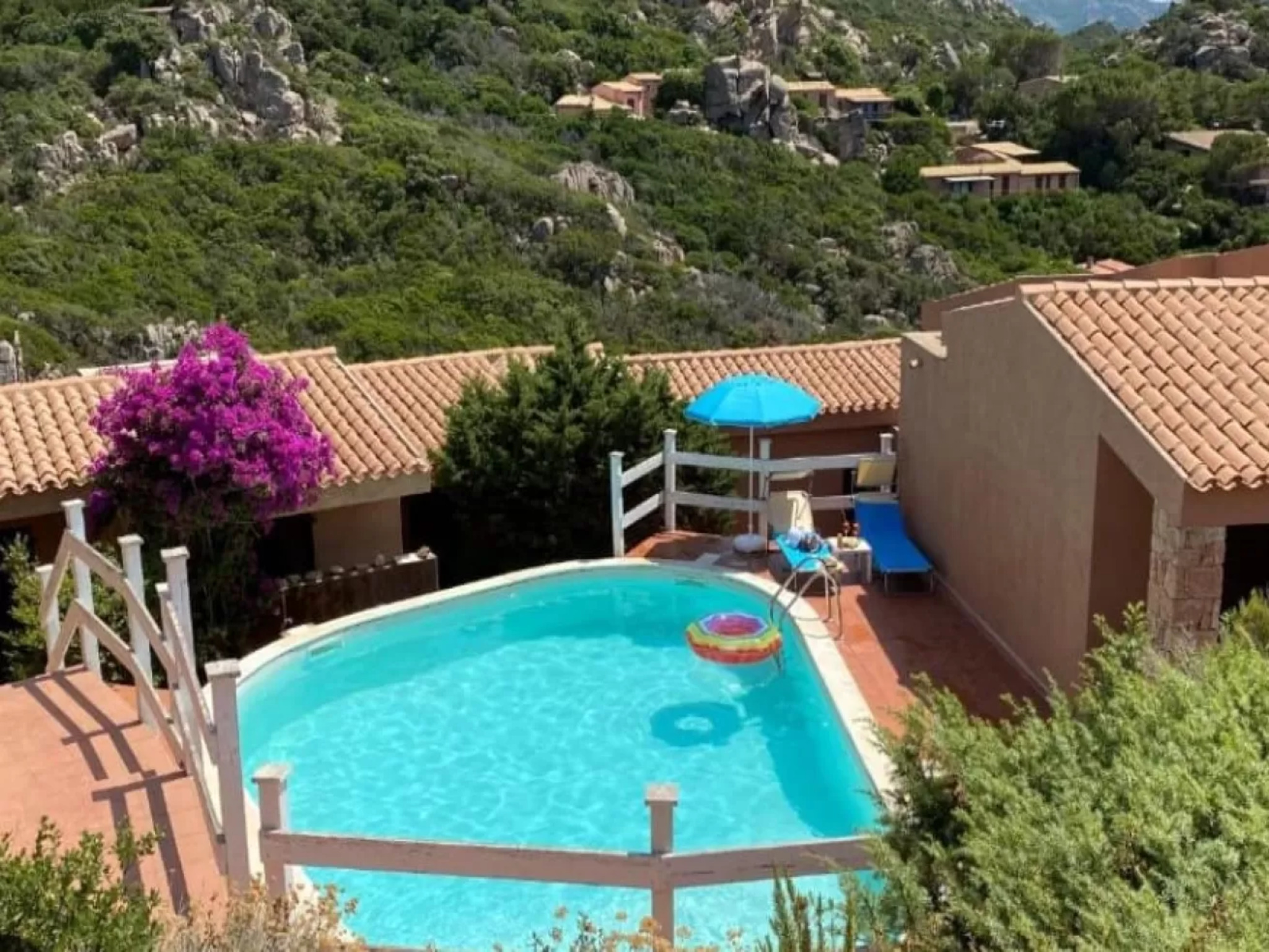 Charmante Familienvilla Mit Pool - Costa Paradiso