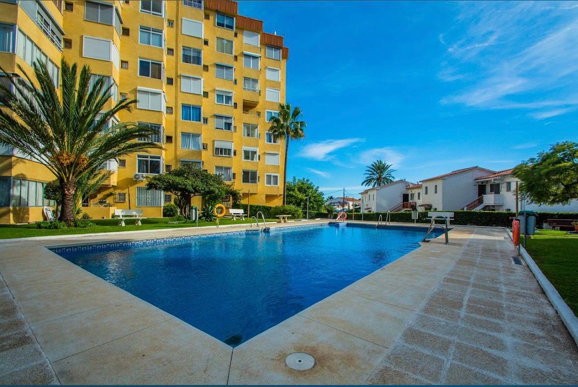 Apartment 2 Mins From Beach La Cala De Mijas, With Pool And Airconditioner - La Cala de Mijas